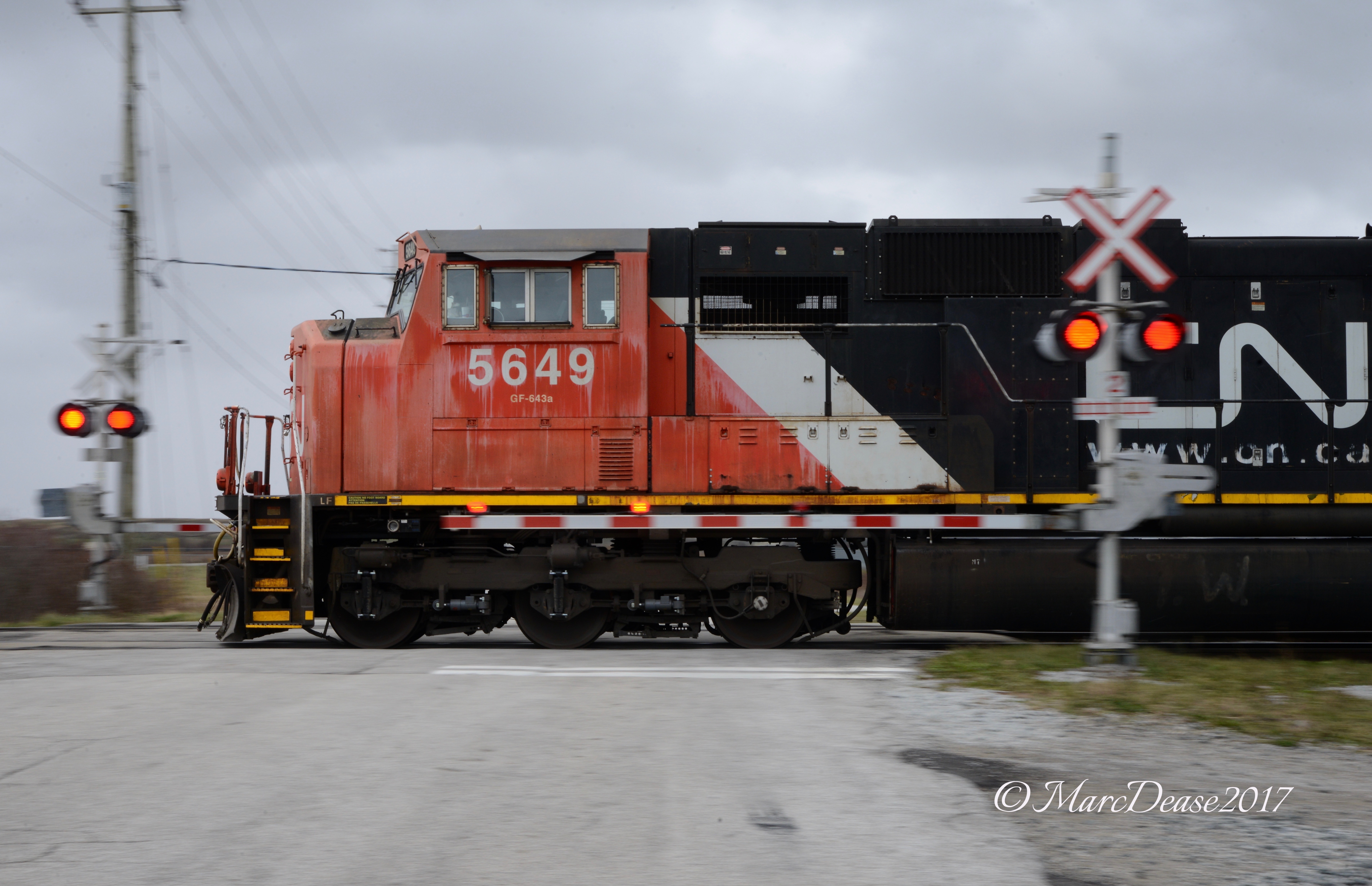 Railpictures.ca - Marc Dease Photo: CN 5649 having just arrived in Sarnia takes the light at ...