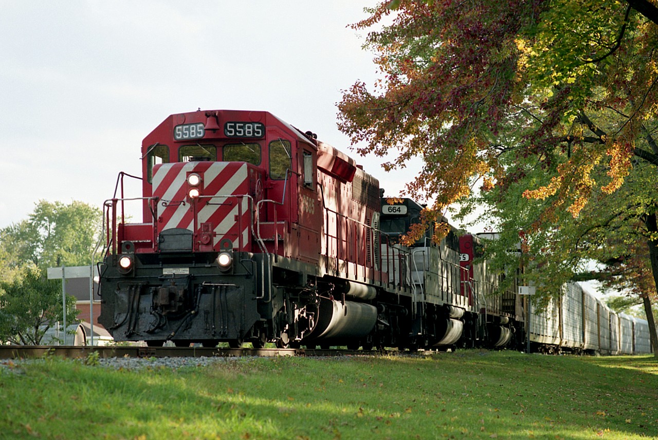 Railpictures.ca - A.W.Mooney Photo: This, I suppose, is just a routine shot for what used to run ...