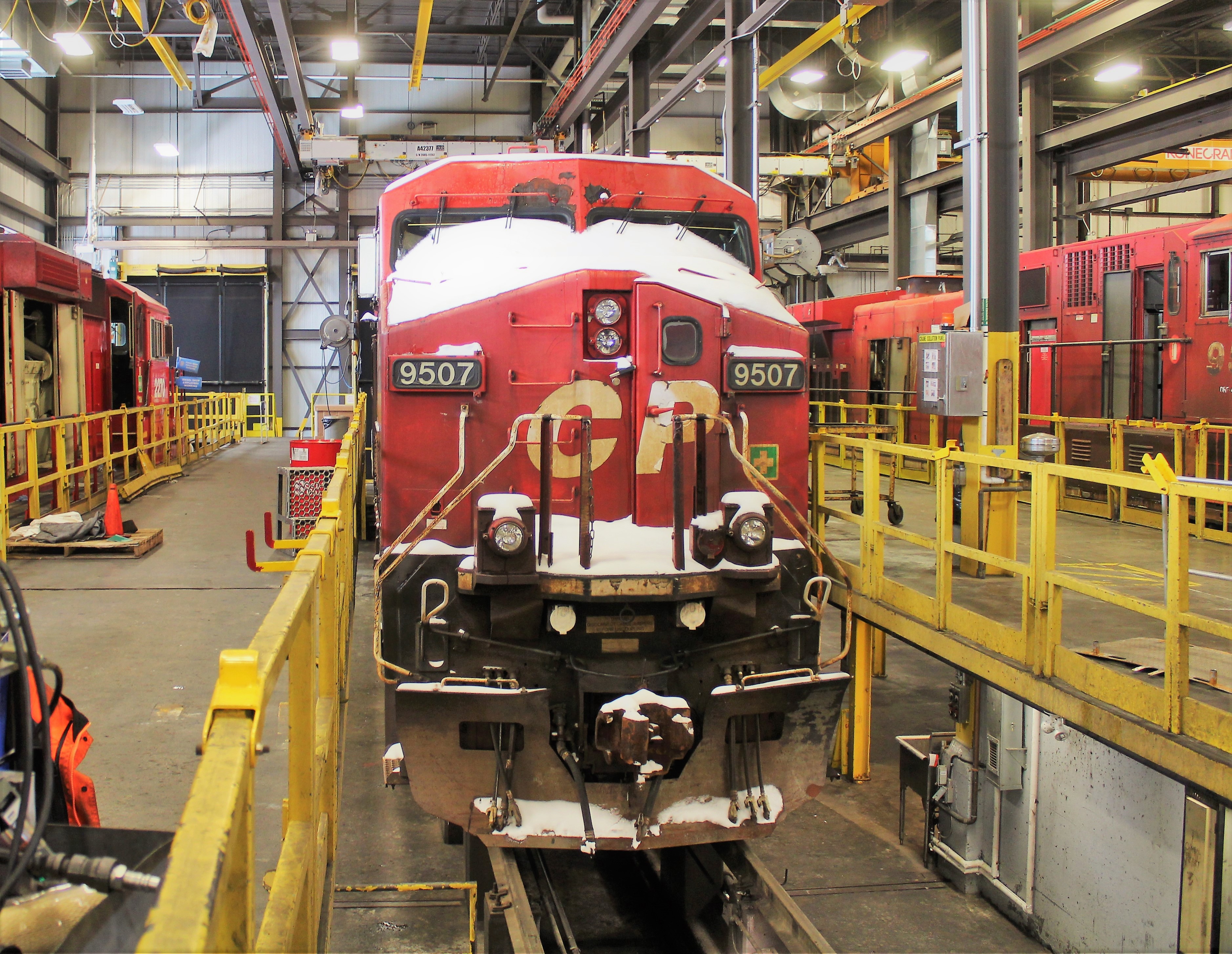 Railpictures.ca - Paul Santos Photo: An increase in traffic means lets get’em back into service ...