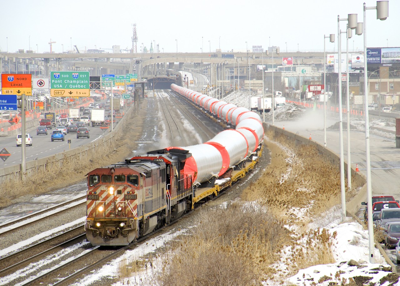 Railpictures.ca - Michael Berry Photo: Windmill train CN L307 has 50 windmill towers spread over ...