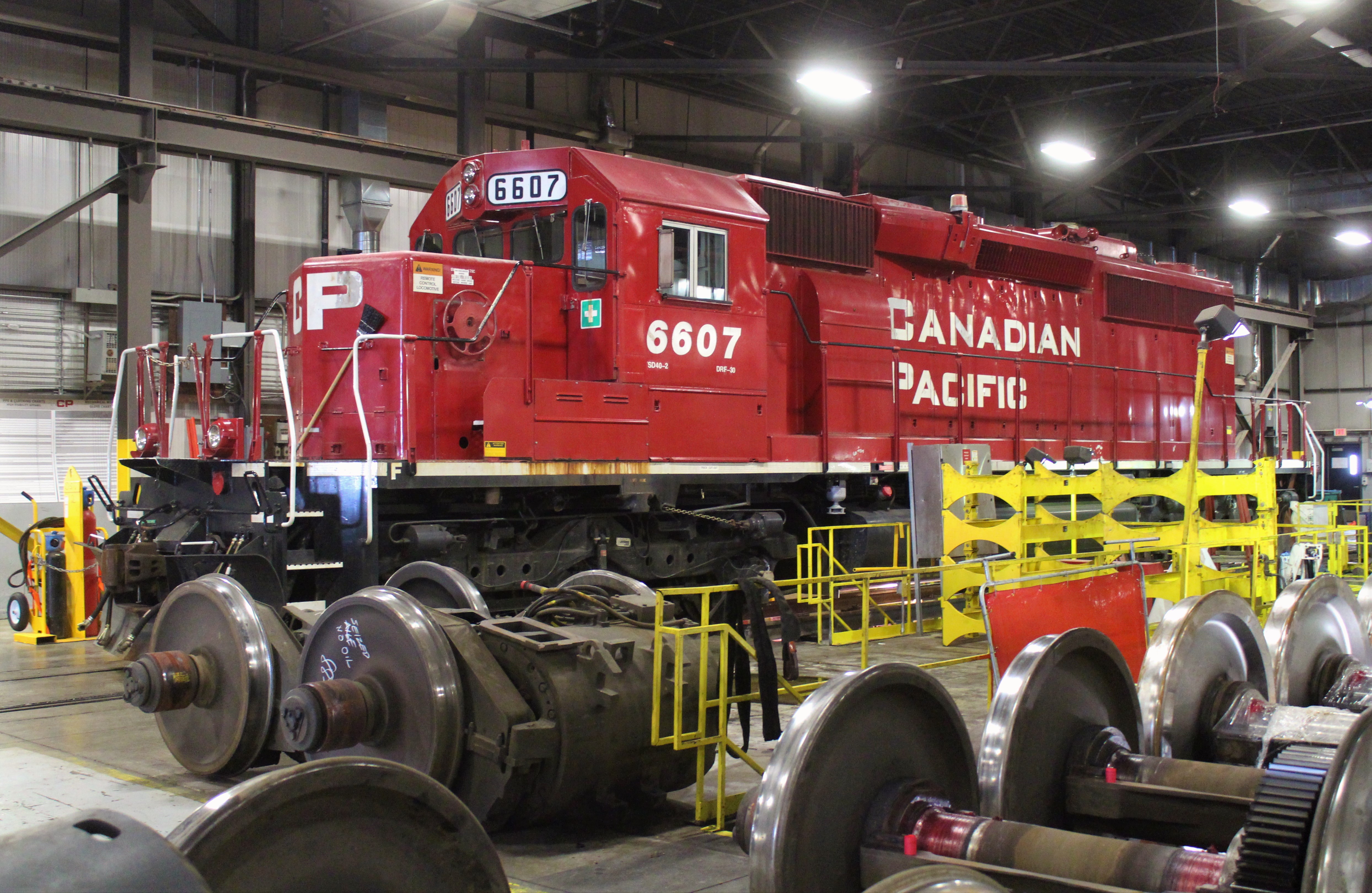 Railpictures.ca - Paul Santos Photo: Take a stored SD40-2 put it back in service, bring it in ...