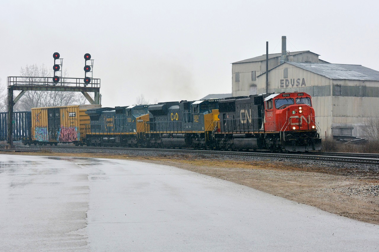 Railpictures.ca - AJS Photo: After a re-crew and repairing a broken knuckle, CN M398 gets the ...