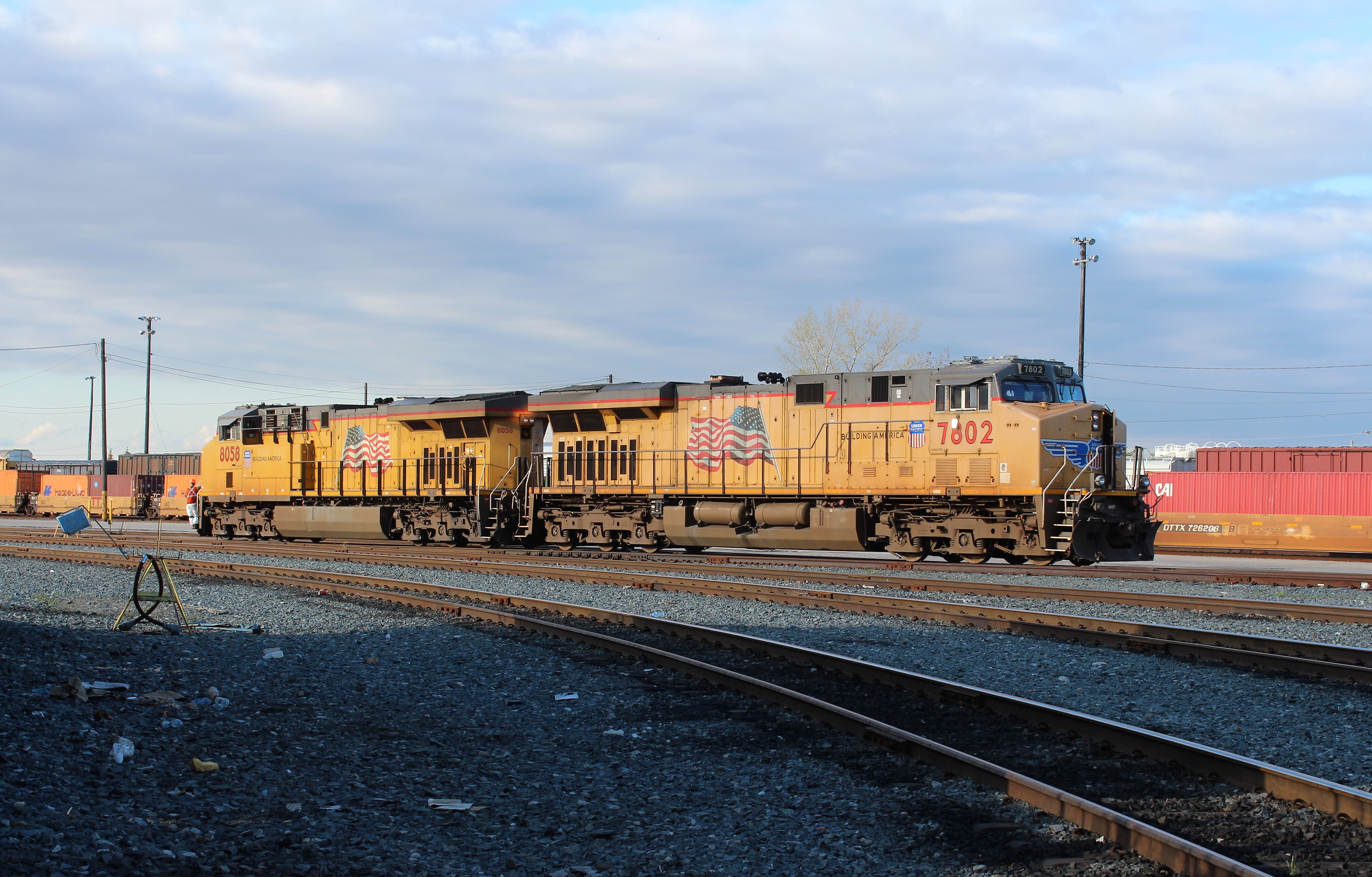 Railpictures.ca - Paul Santos Photo: Power for the day’s train 241 seen heading east after UP ...