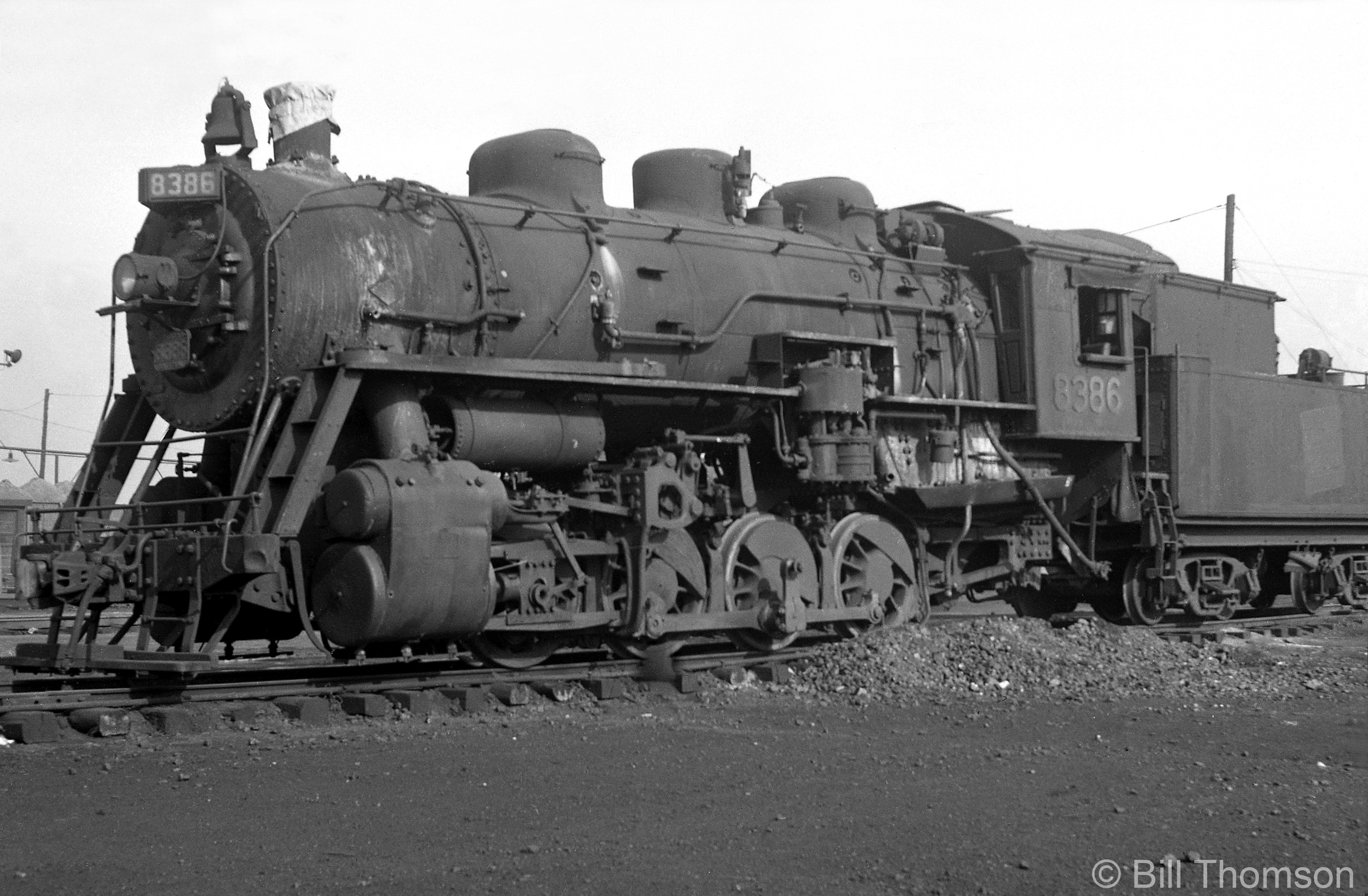 Railpictures.ca - Bill Thomson Photo: Canadian National 0-8-0 switcher 8386 sits dead with her ...