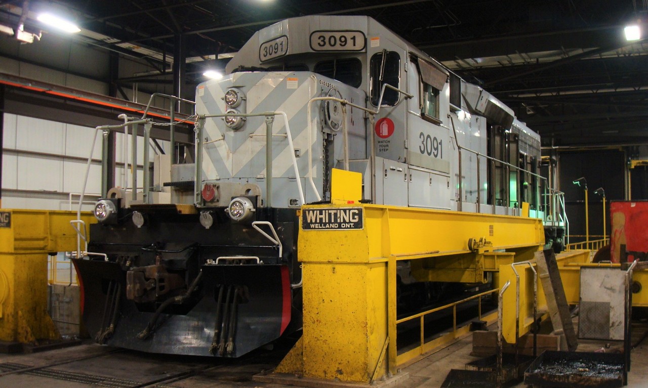 Railpictures.ca - Paul Santos Photo: CITX 3091 is ex CP SD40 #5552. This lease unit was rebuilt ...