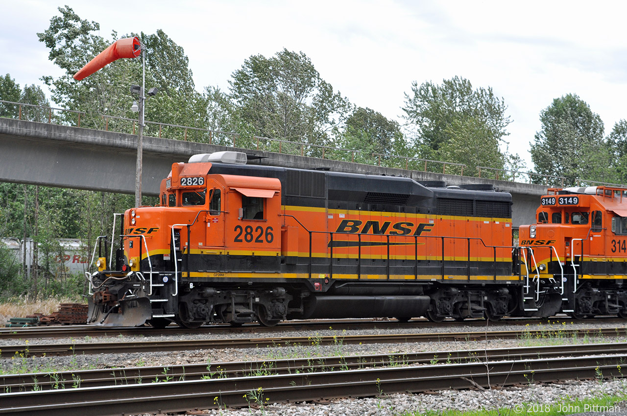 Railpictures.ca - John Pittman Photo: There is something about the styling of the GP30. Also ...