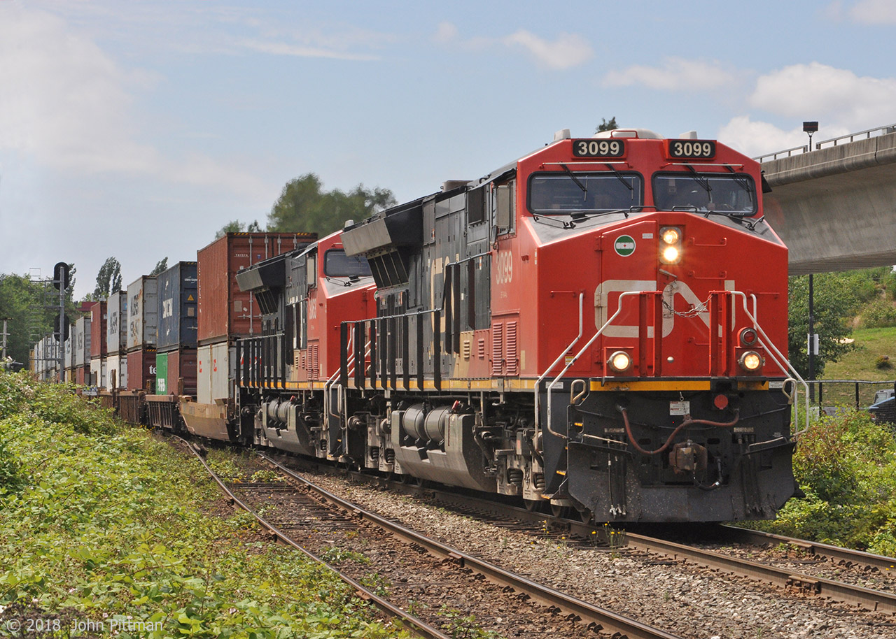 Railpictures.ca - John Pittman Photo: GE ET44 locomotives CN 3099 and 3063 haul a container ...