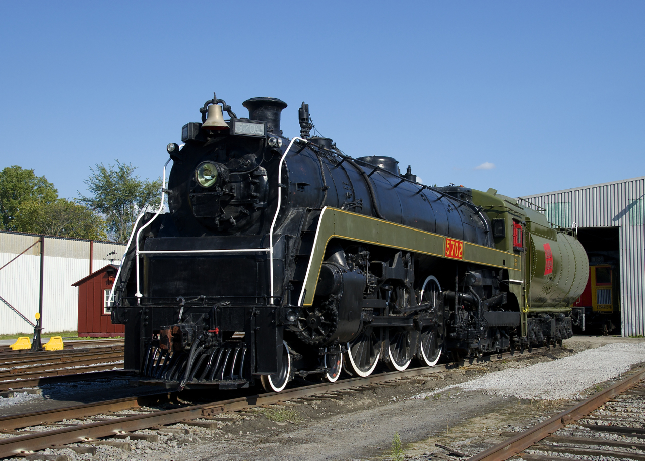 Railpictures.ca - Michael Berry Photo: One of only five CN 4-6-4 Hudson’s built (and one of two ...
