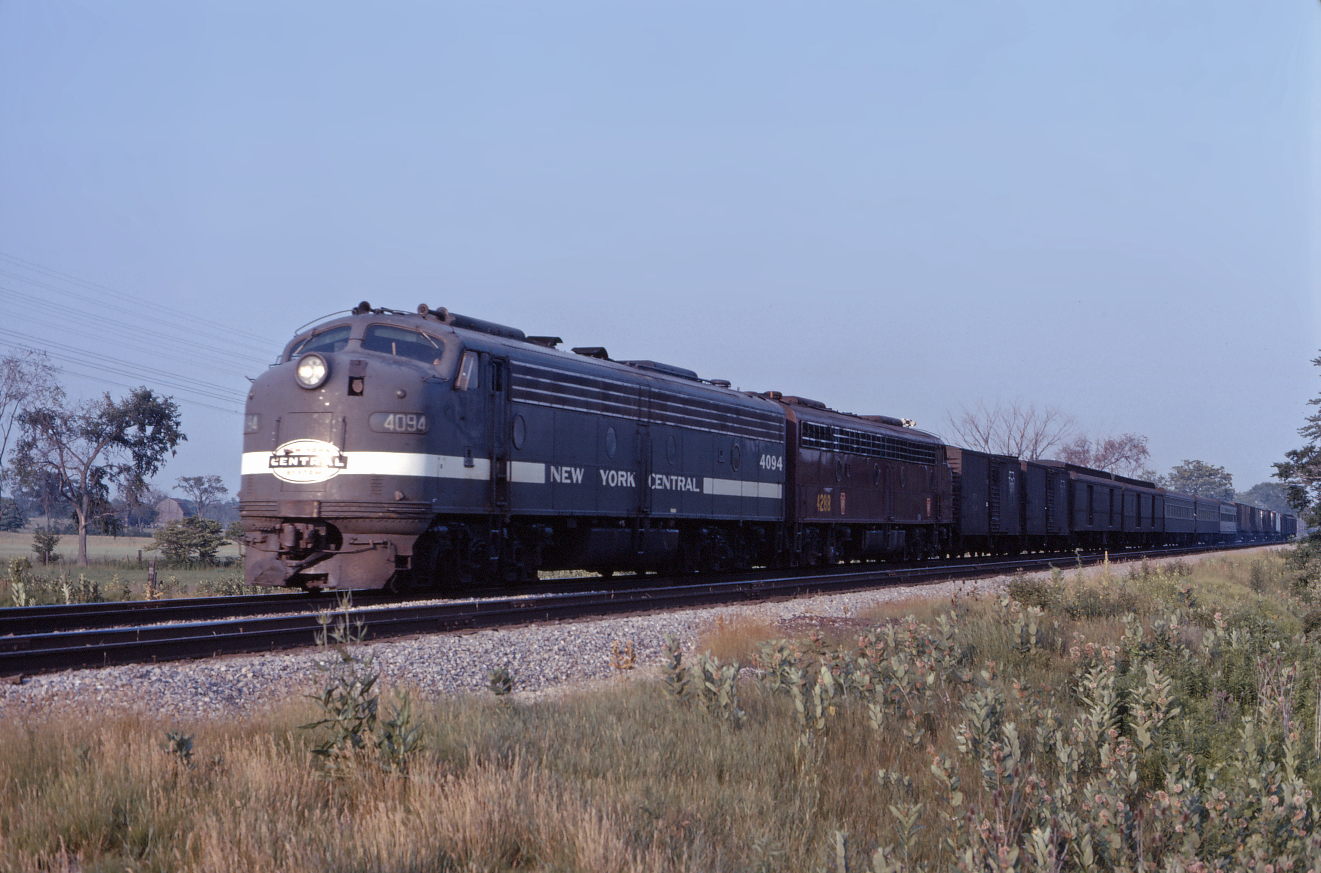 Railpictures.ca - Doug Page Photo: While some trains in 1968 did not show any signs of the PC ...