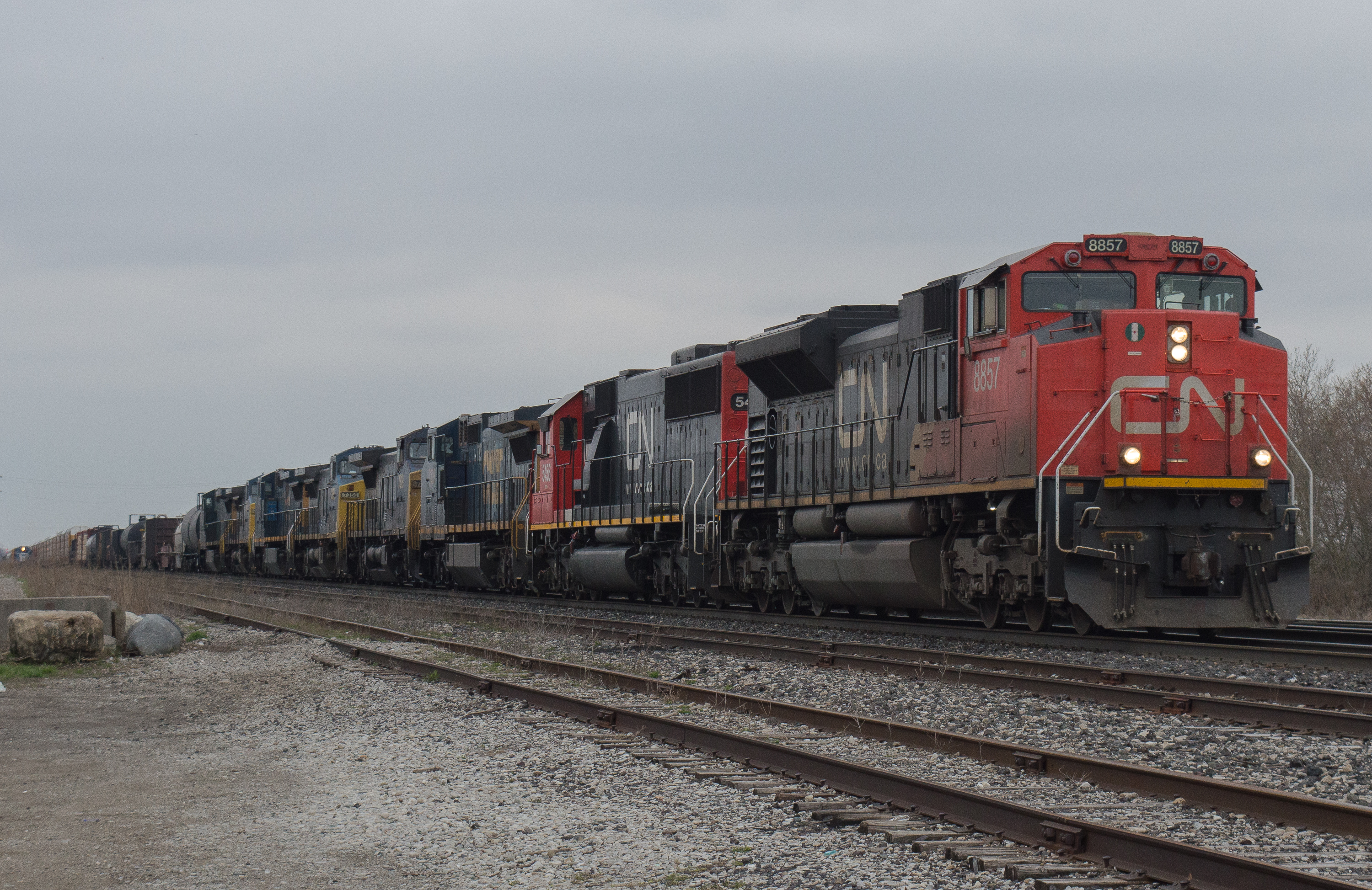 Railpictures.ca - Joseph Bishop Photo: CN 330 pulls through Paris Junction with an impressive ...