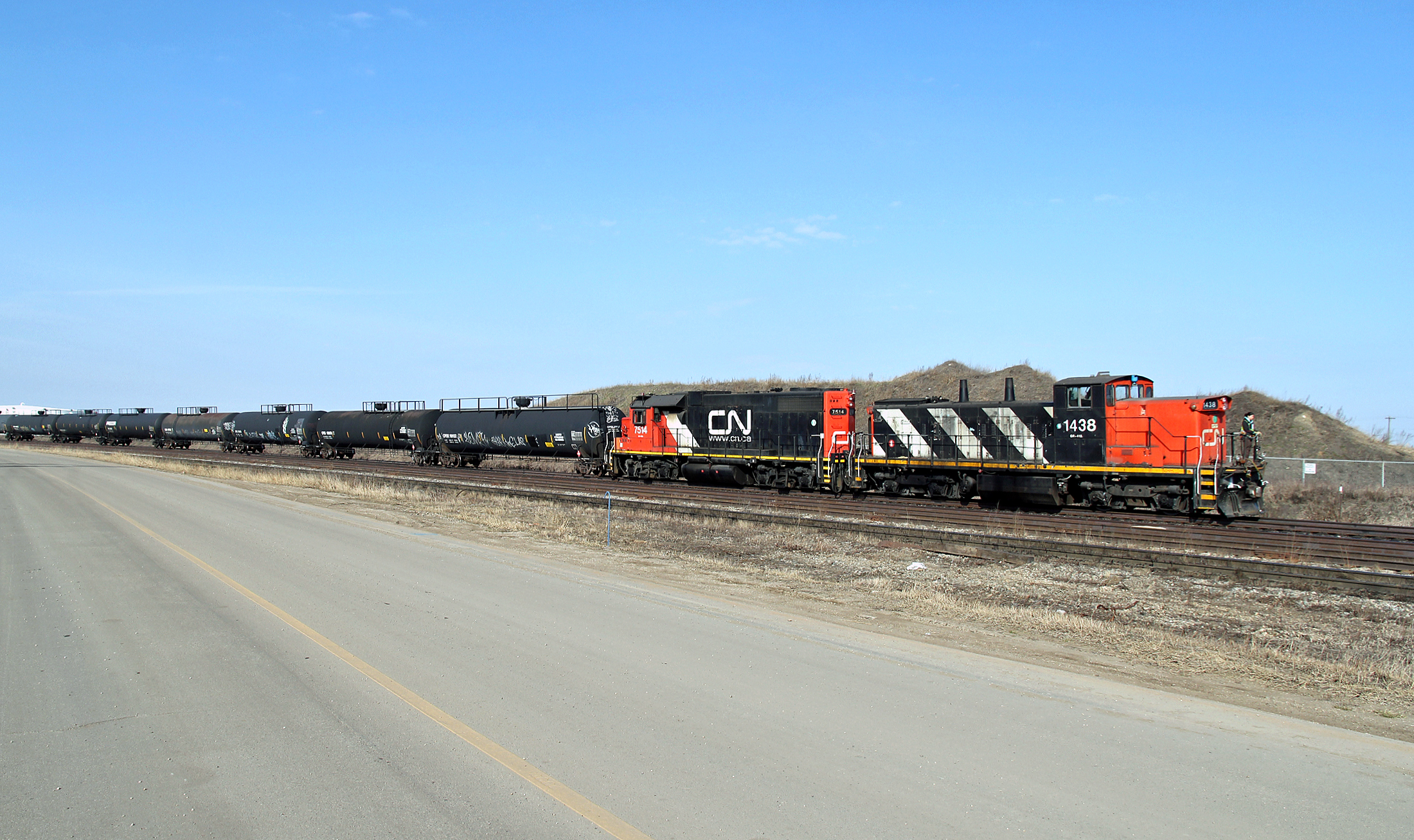 Railpictures.ca - colin arnot Photo: GMD1 CN 1438 and GP38-2 CN 7514 switch tank cars in CN’s ...