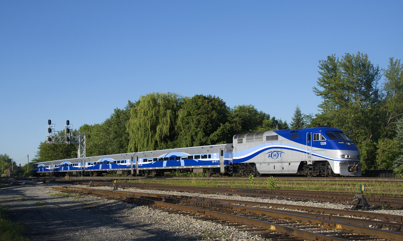Railpictures.ca - Michael Berry Photo: AMT 1326 pushes a deadhead move past Lasalle Yard during ...