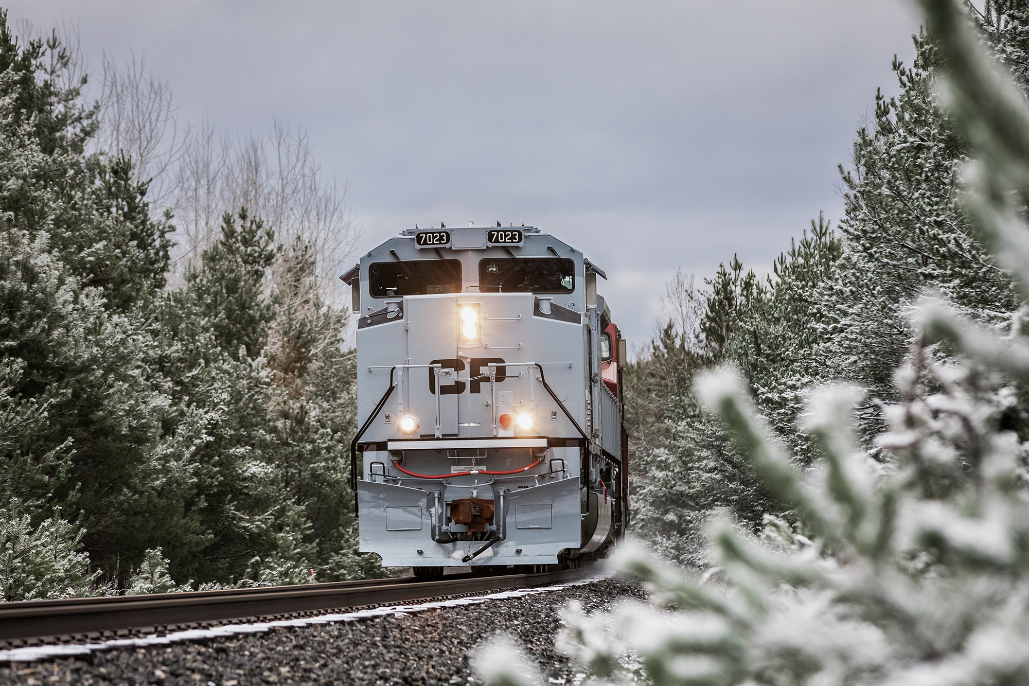 Railpictures.ca - Ryan Gaynor Photo: Complete with a two-tone grey paint scheme designed after ...