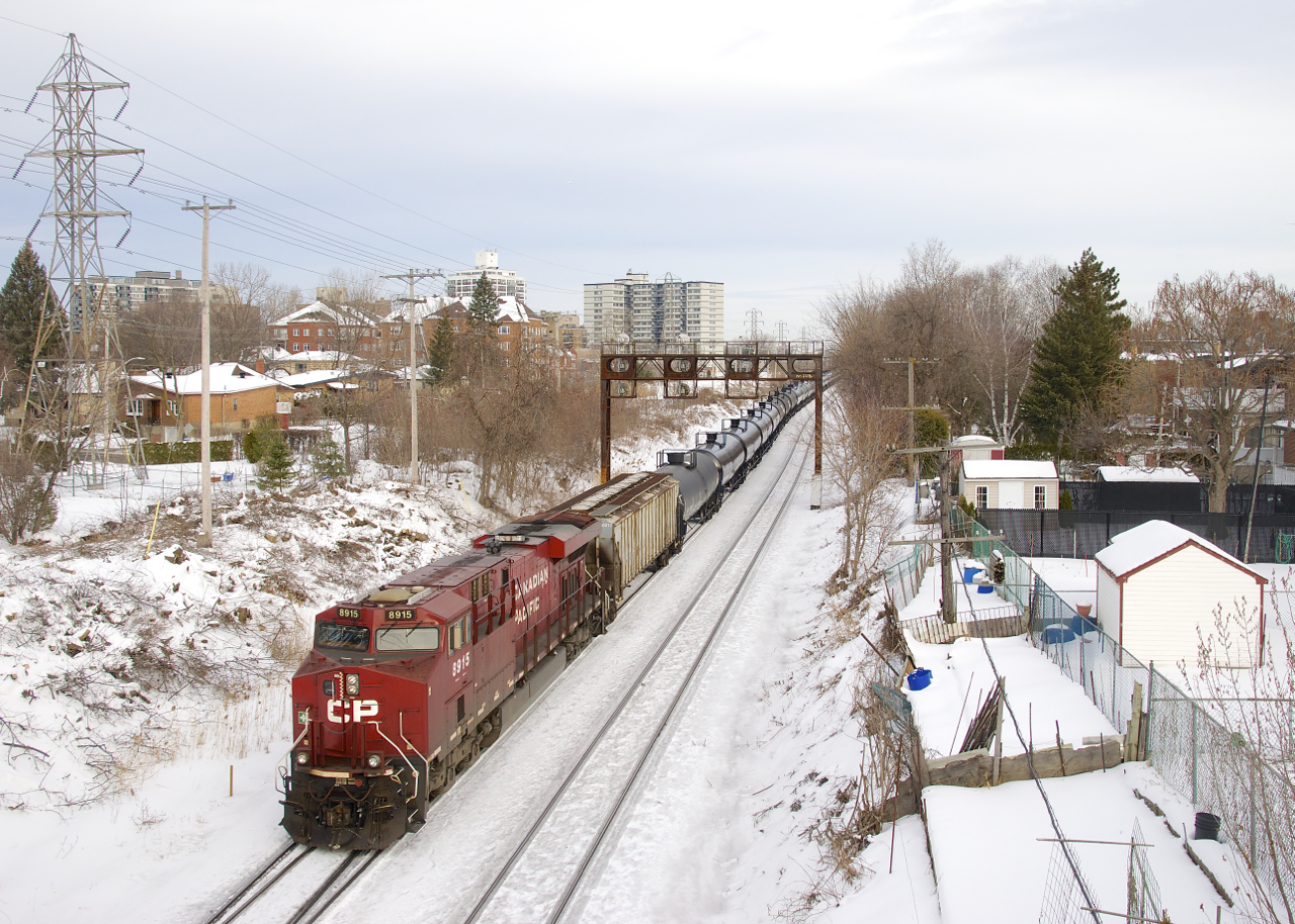 Railpictures.ca - Michael Berry Photo: CP 8915 brings up the rear of empty ethanol train CP 651 ...