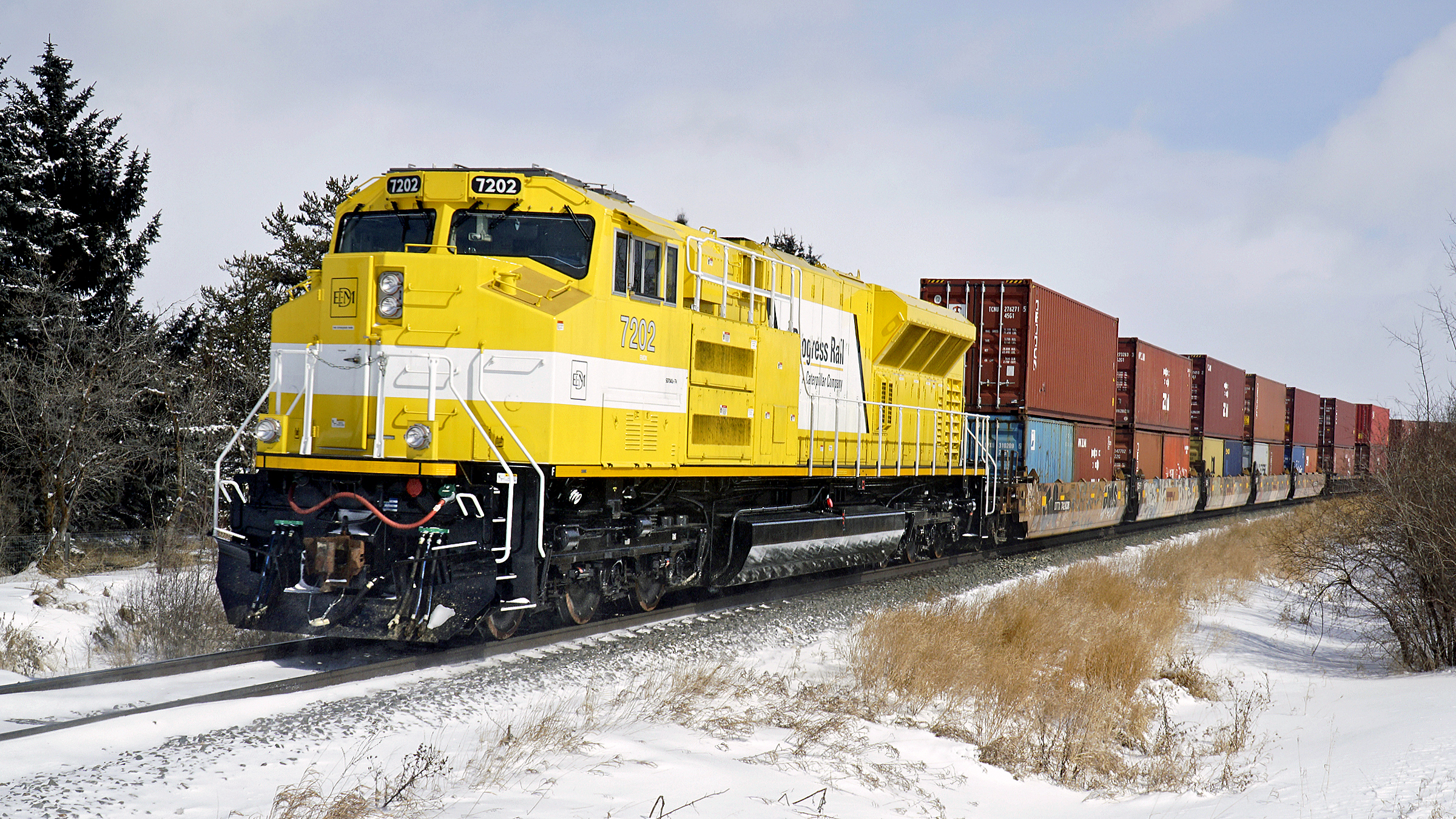 Railpictures.ca - colin arnot Photo: New to CN in this neck of the woods Progress Rail leased ...