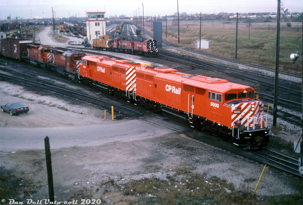Railpictures.ca - Reg Button photo, Dan Dell'Unto coll. Photo: It may have been a special day ...