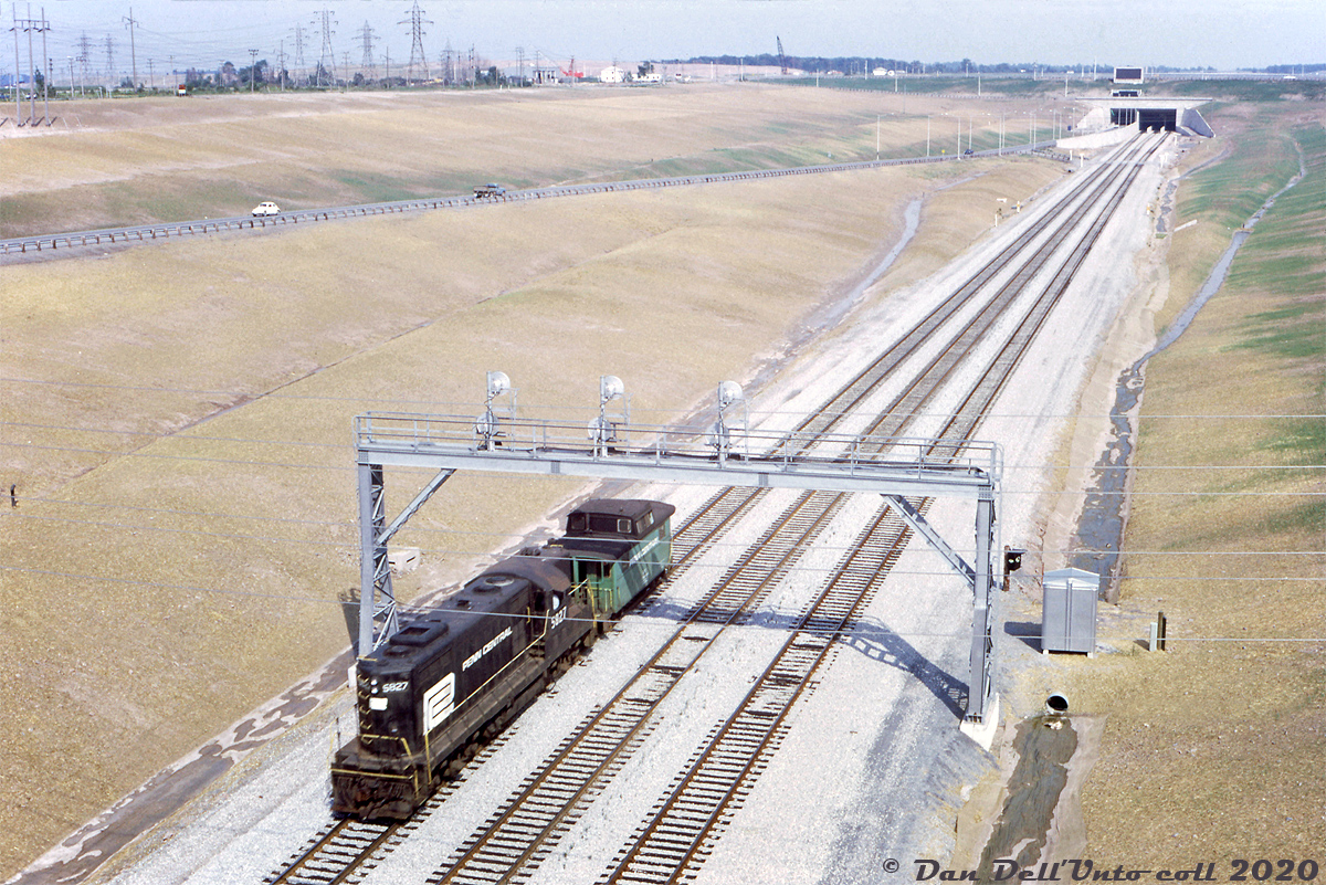 Railpictures.ca - Unknown, Dan Dell'Unto coll. Photo: A lone Penn Central Geep, GMD-built GP7 ...