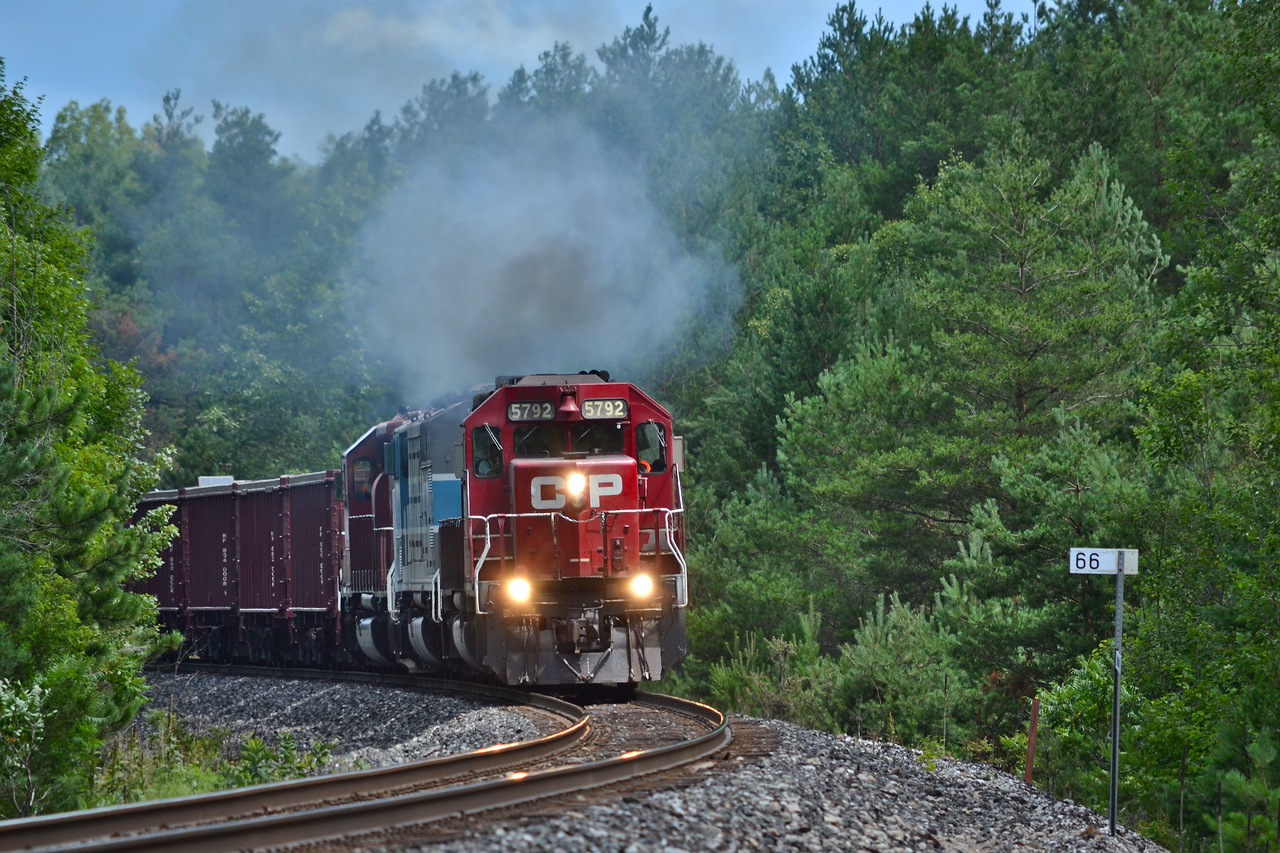 Railpictures.ca - Carson McGinness Photo: Built in 1978 for CP, 5792 has sported every paint ...