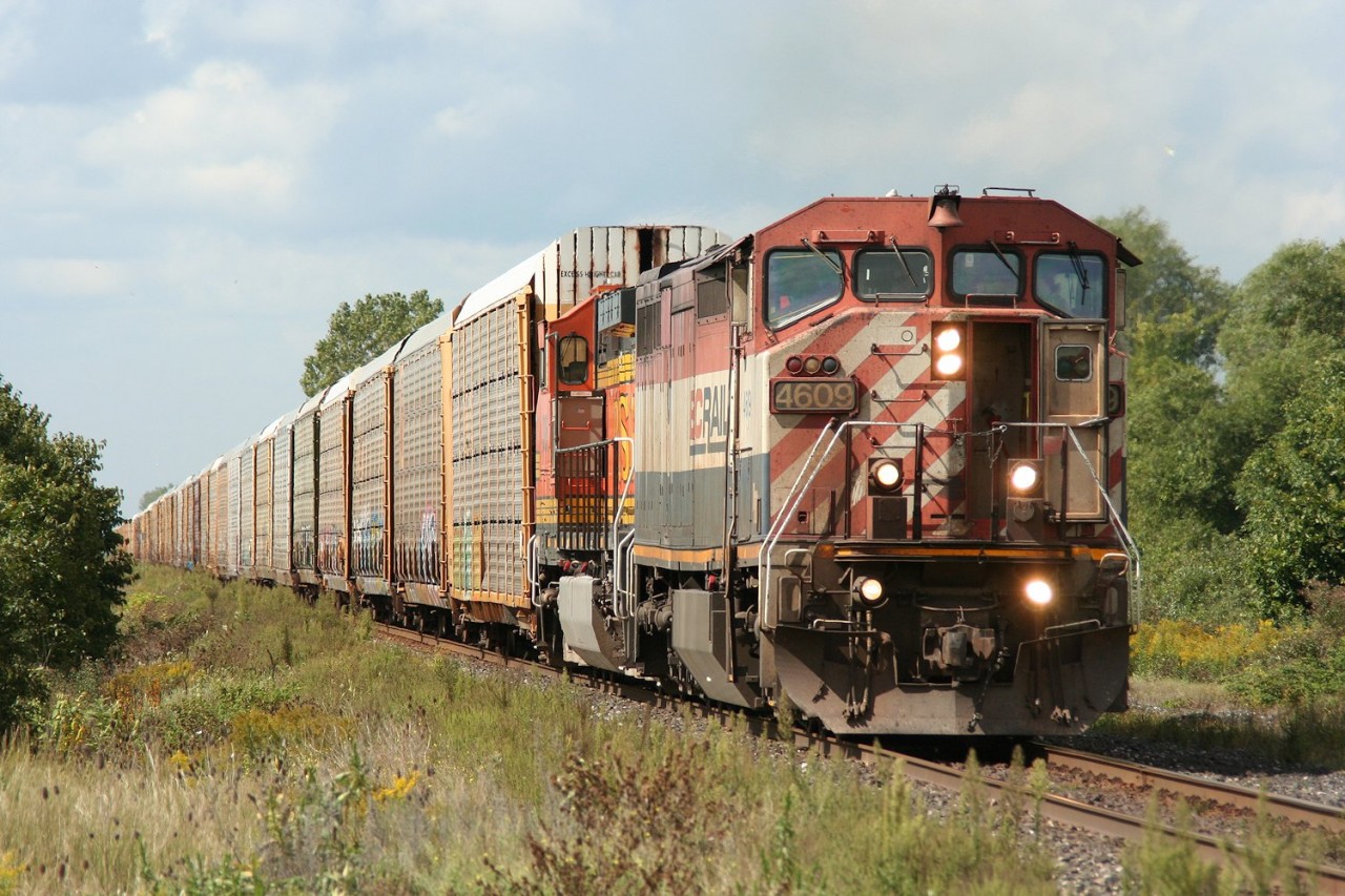 Railpictures.ca - Chris vanderHeide Photo: BC Rail C40-8CM 4609 leads a BNSF unit on an ...