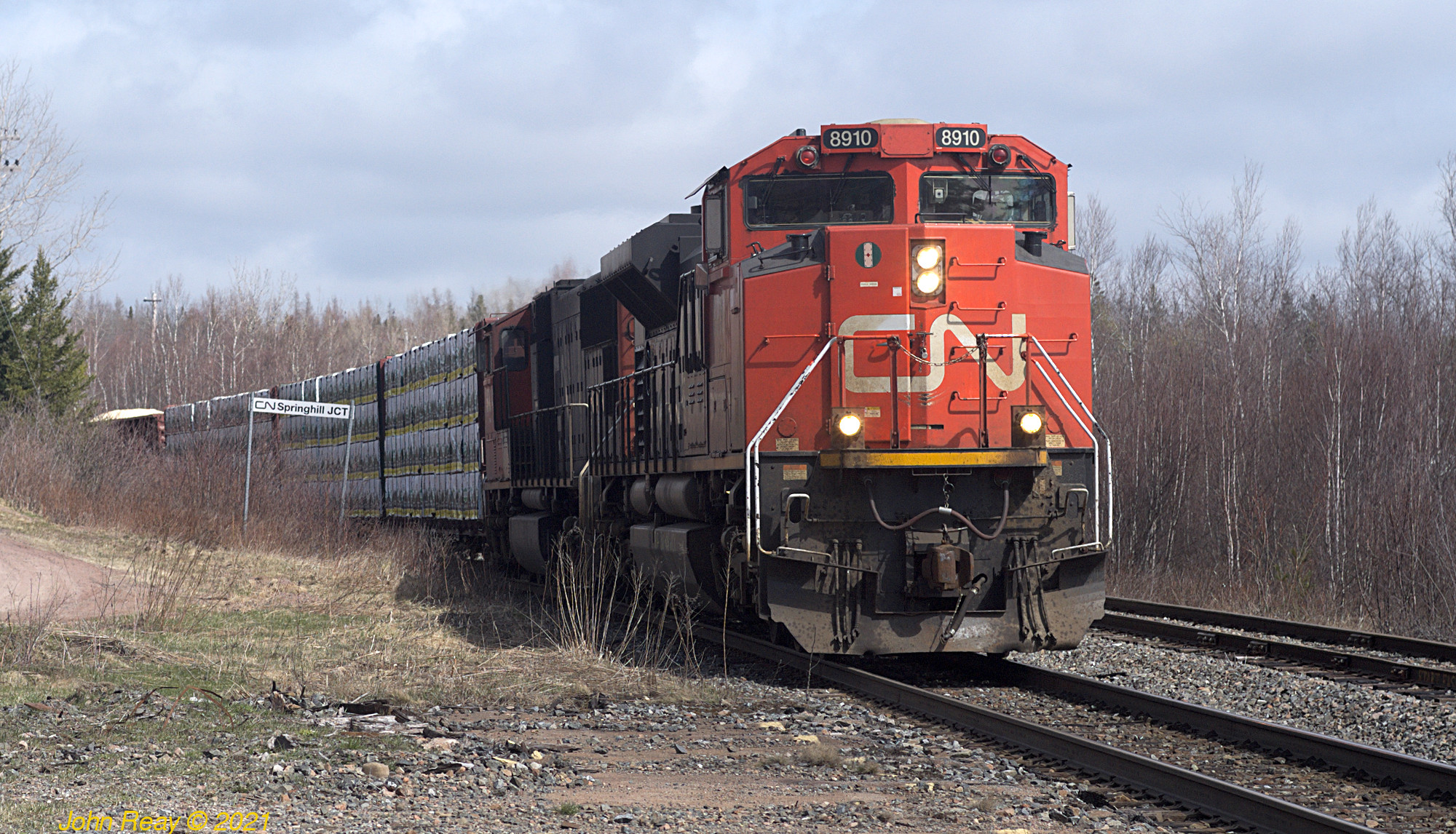 Railpictures.ca - John Reay Photo: Wednesday April 14th, I went to the junction to shoot 407. It ...