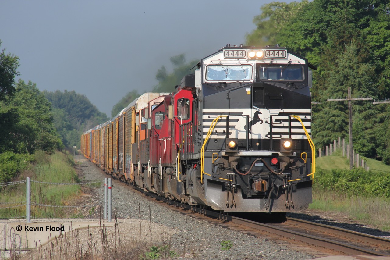 Railpictures.ca - Kevin Flood Photo: It was an interesting morning on the Galt Sub around ...