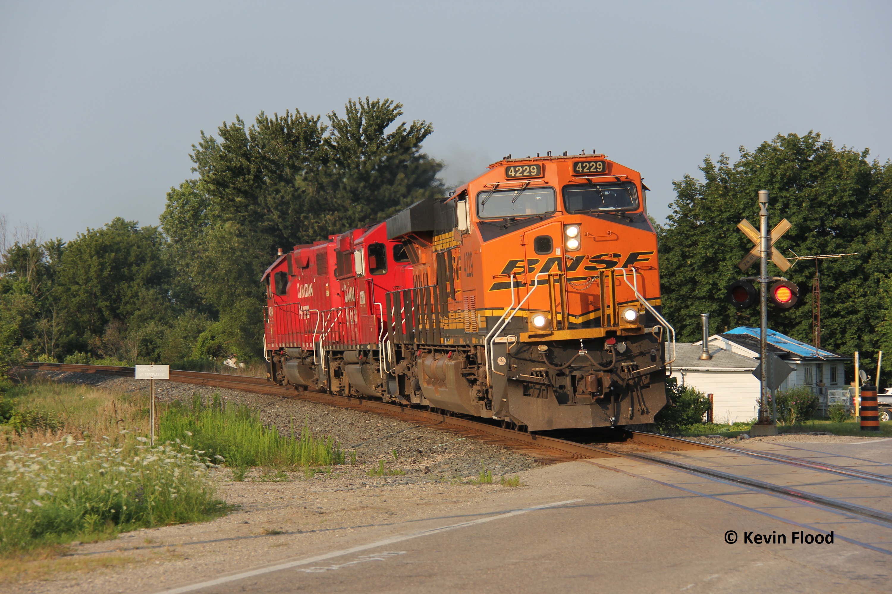 Railpictures.ca - Kevin Flood Photo: CP T69 is westbound at Drumbo just before 19:00 on a ...