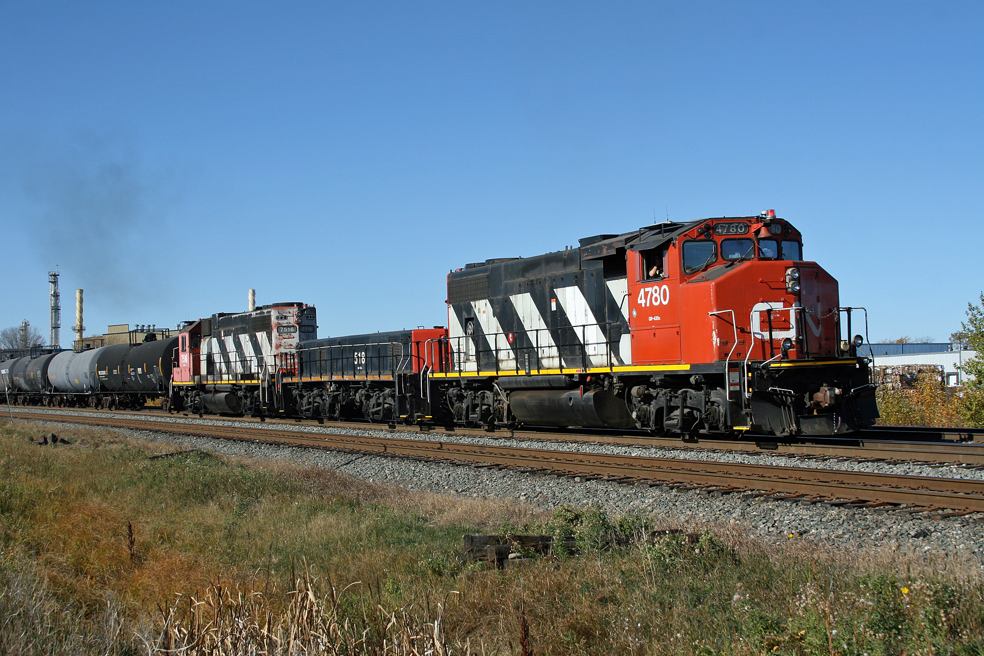 Railpictures.ca - Rob Eull Photo: The 0700 Bissell Yard job shoves back into the yard with CN ...