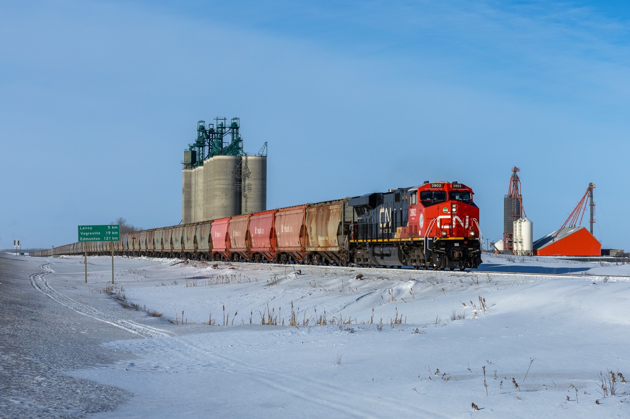 Railpictures.ca - Rob Eull Photo: Vancouver to Allan, Saskatchewan Potash empties B 75851 29 was ...