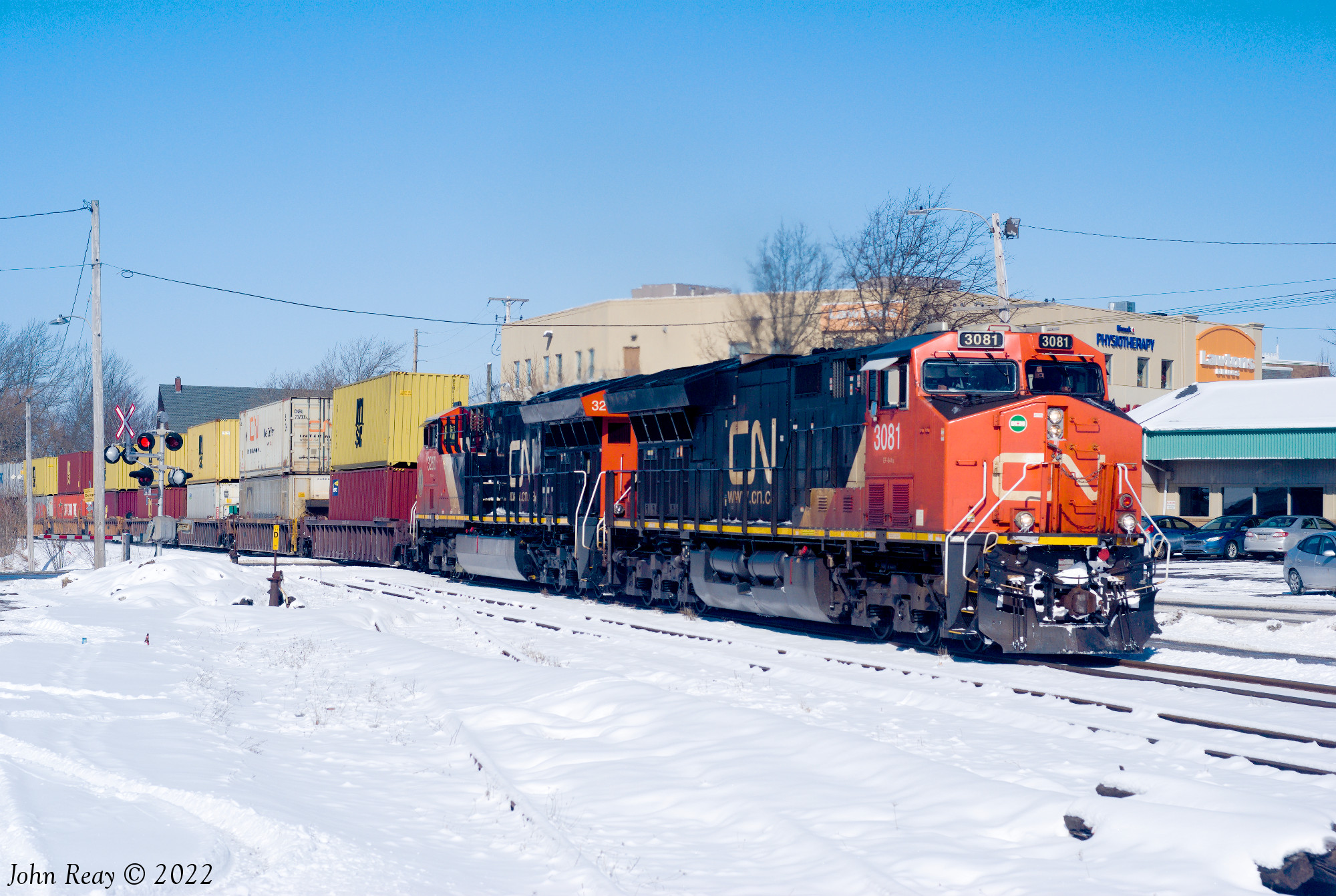 Railpictures.ca - John Reay Photo: I was expecting Toronto-Halifax intermodal Z120 to show up at ...