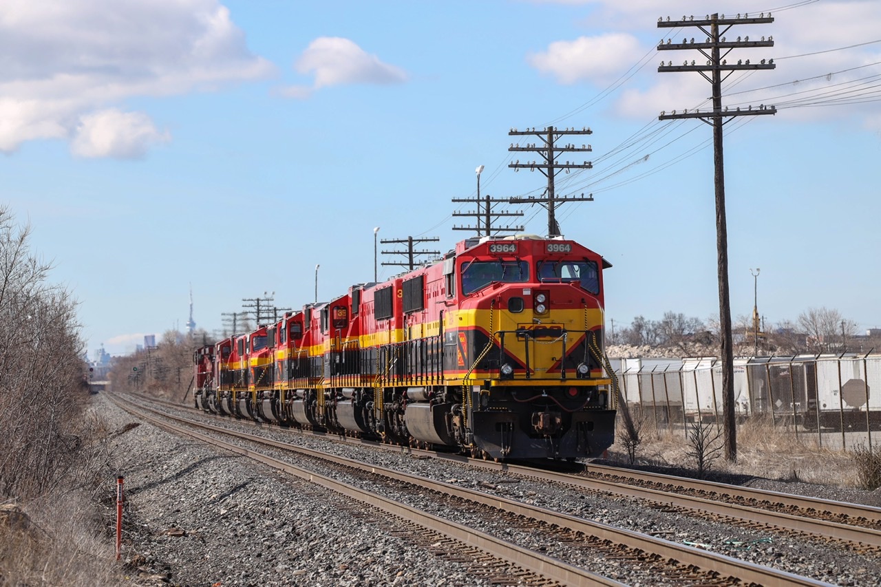 Railpictures.ca - Lion Liu Photo: 2022.04.02 CP 8114 leading CP H23-02 light power, CP 8629 and ...