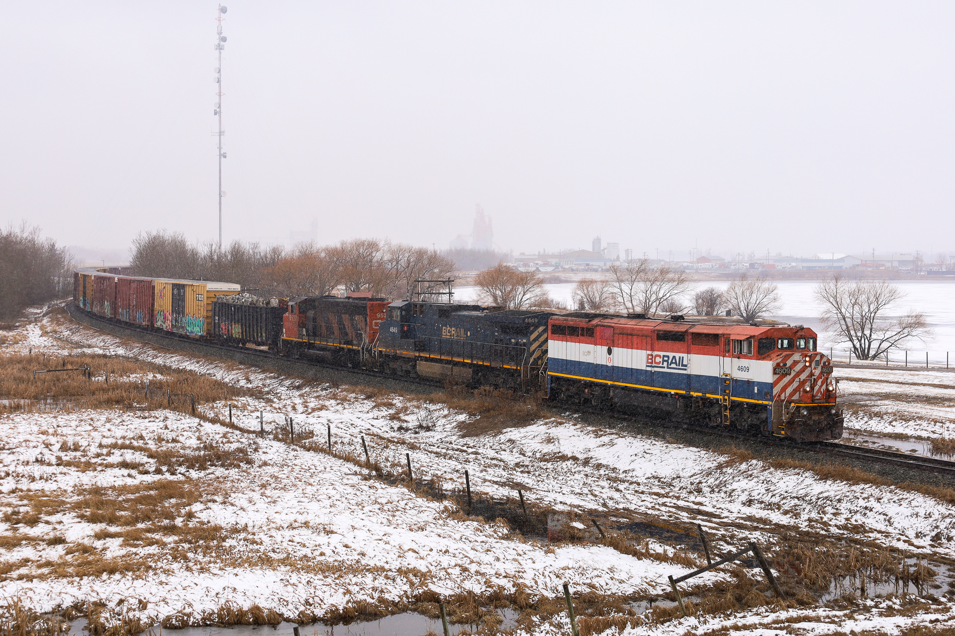 Railpictures.ca - Rob Eull Photo: CN A 41851 18 trundles down the old NAR mainline from Peace ...