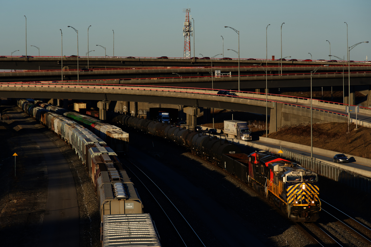 Railpictures.ca - Michael Berry Photo: CN 321 is barely dodging shadows close to sunset as it ...