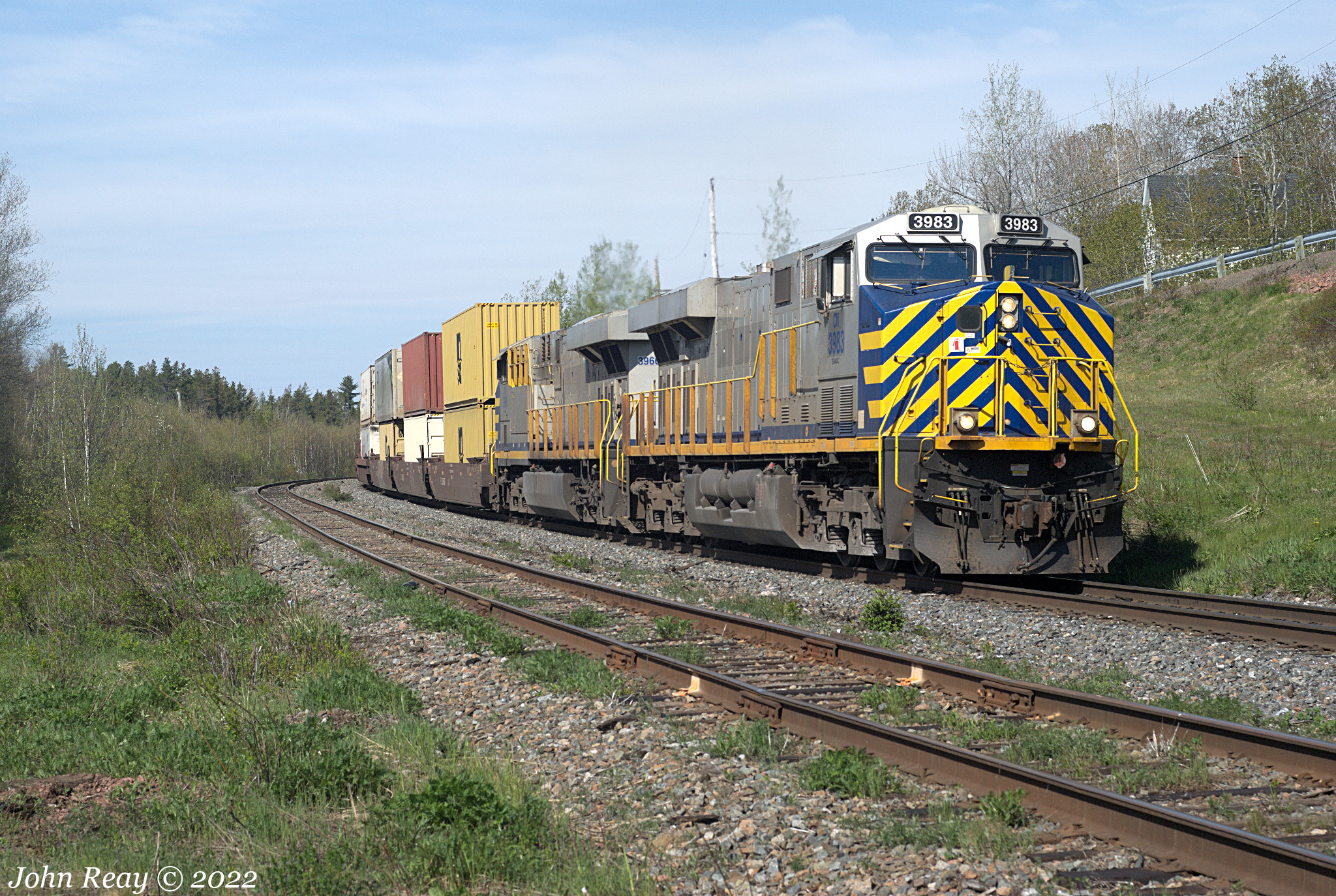 Railpictures.ca - John Reay Photo: May 21st 2022 @ 09:57, CN Z120 passes through Springhill ...