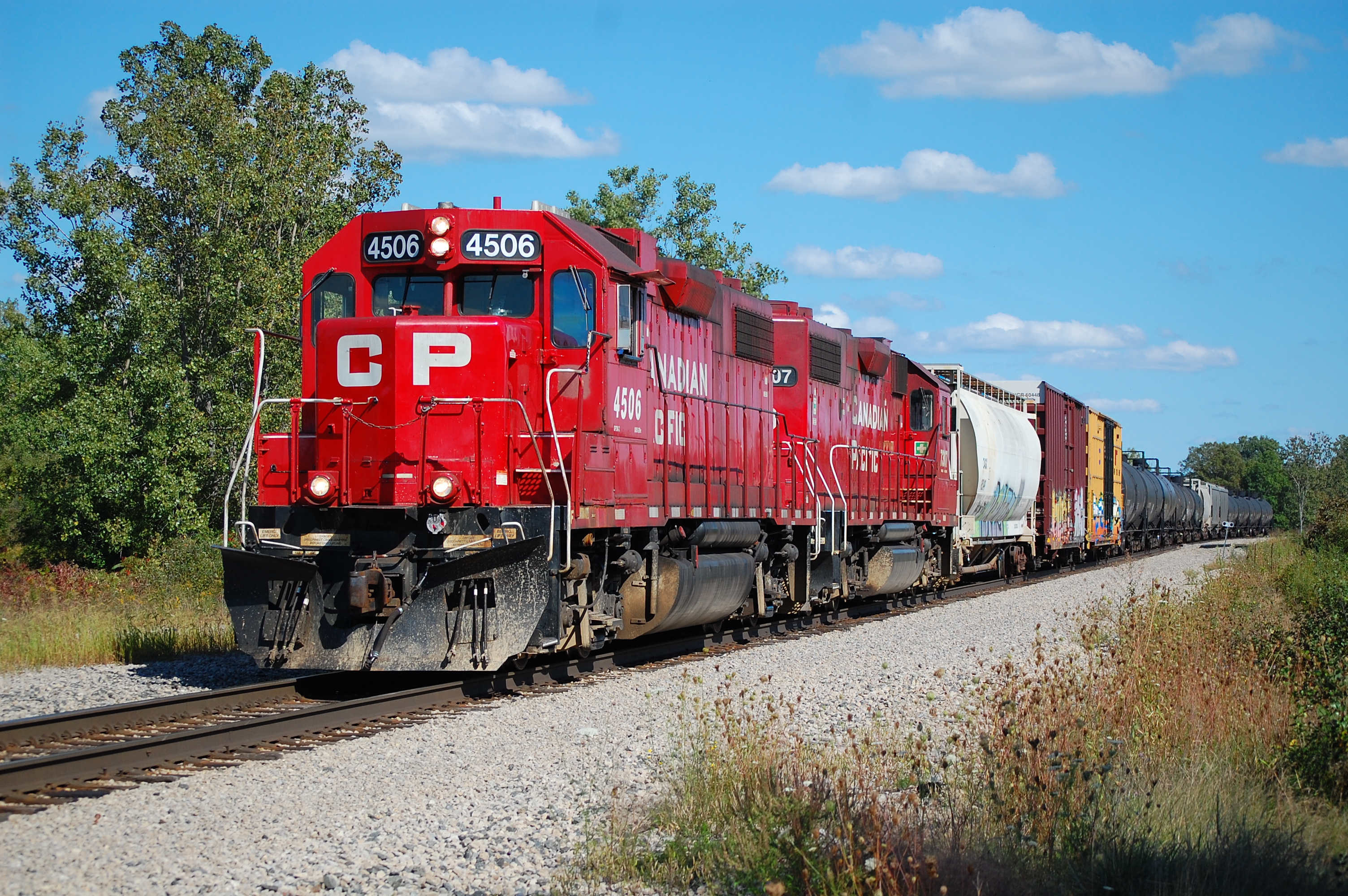Railpictures.ca - Dean Brown Photo: CP TE11 returns back to Welland from Southern Yard ...