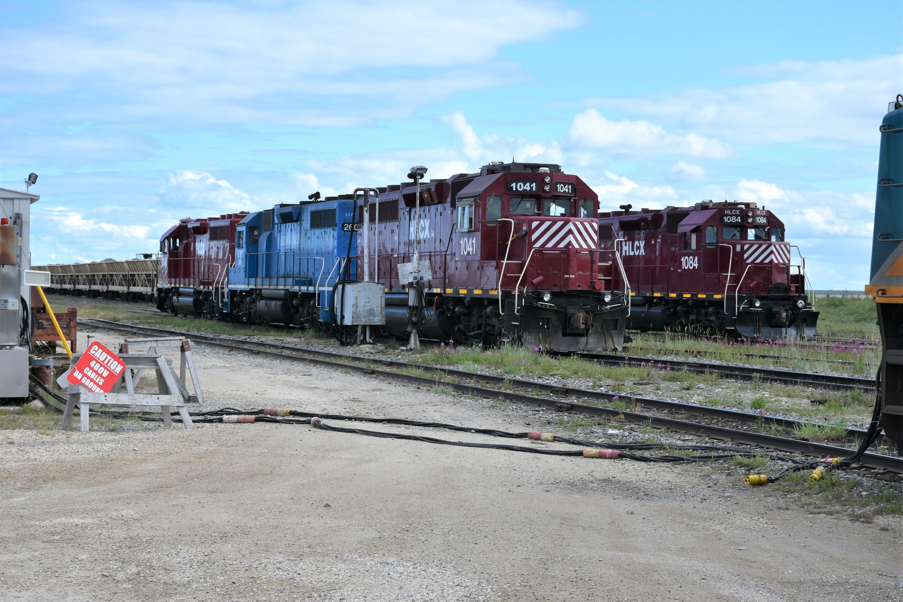 Railpictures.ca - Paul O'Shell Photo: It is 16:00 hrs. on this bright, sunny, and cool August ...