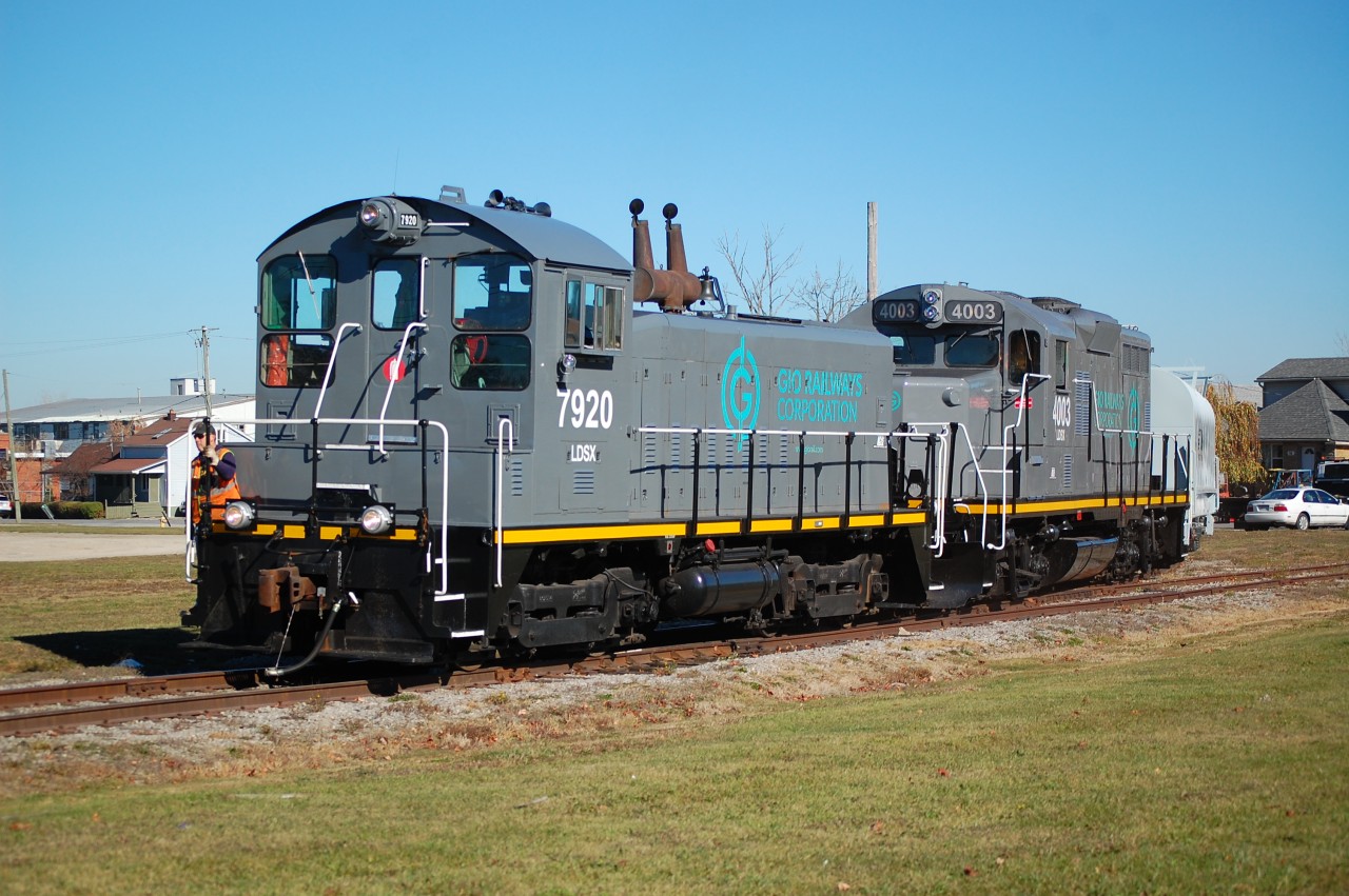 Railpictures.ca - Dean Brown Photo: LDSX SW900 7920 and LDSX GP9 4003 pulling out NS coil cars ...