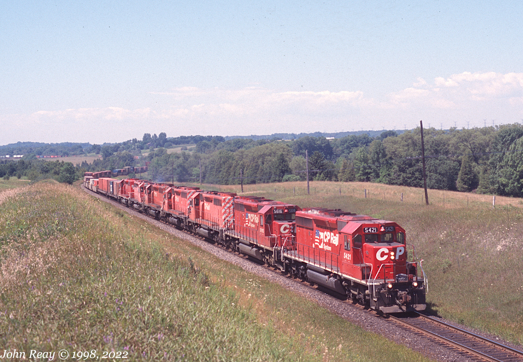 Railpictures.ca - John Reay Photo: Summer 1998, CP SD40-2s 5421 and 5616 with five siblings at ...