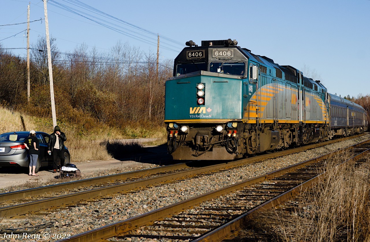 Railpictures.ca - John Reay Photo: For the first time in a while VIA 15 had some business at ...