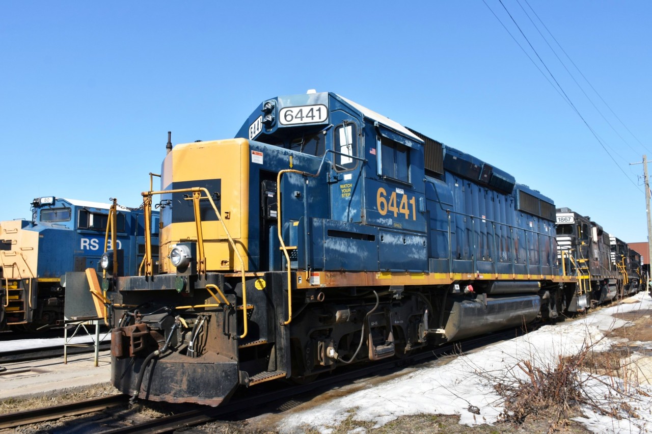Railpictures.ca - Paul O'Shell Photo: NBSR 6441 waits in line with a plethora of other foreign ...