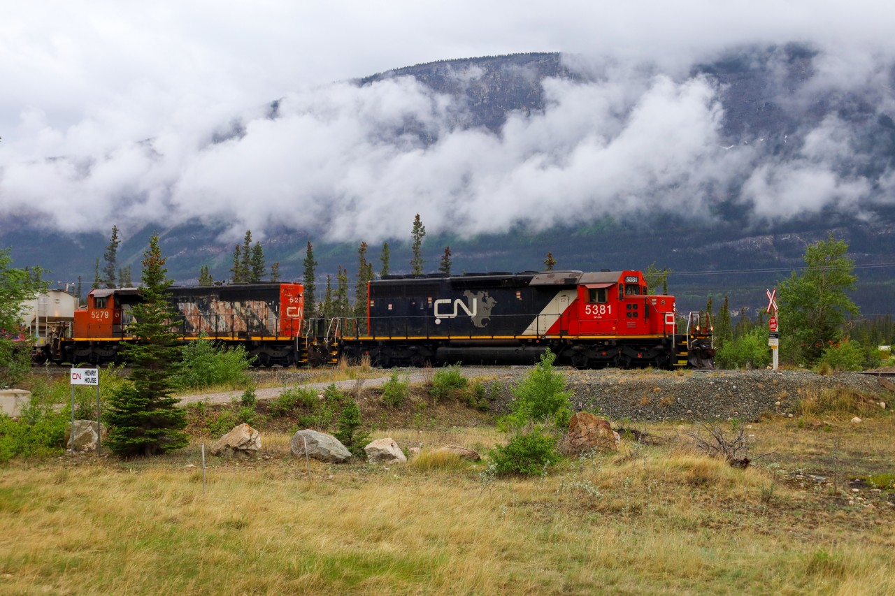 Railpictures.ca - Rob Eull Photo: After hearing 710, CN 5381 east call a signal approaching ...