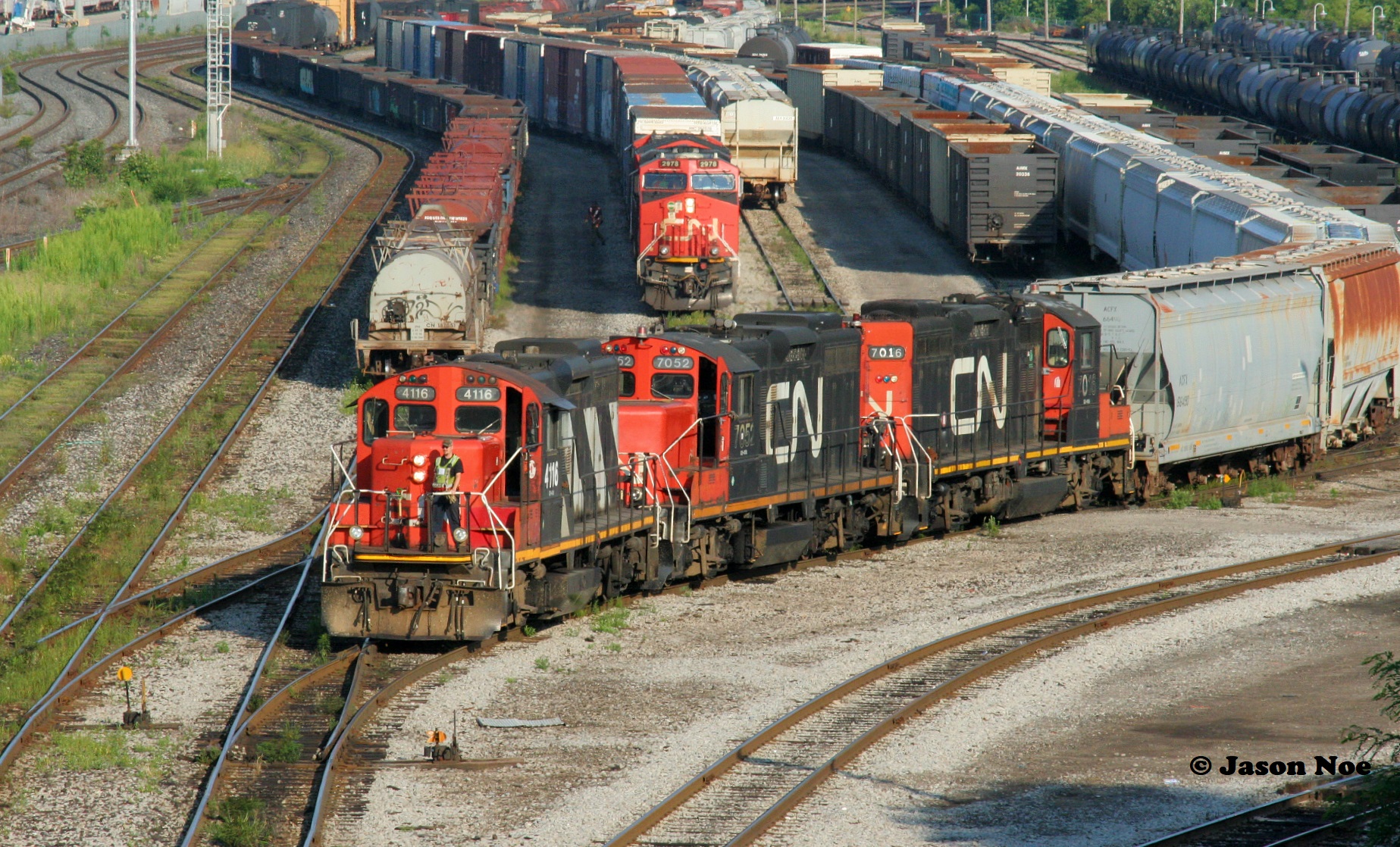 Railpictures.ca - Jason Noe Photo: In keeping with the three GP9RM series of photos posted ...