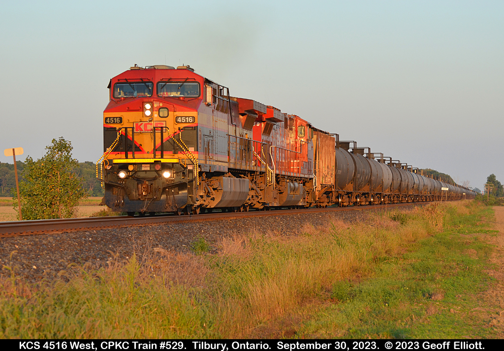 Railpictures.ca - Geoff Elliott Photo: KCS 4516 leads CPKC train #529 into the fading afternoon ...
