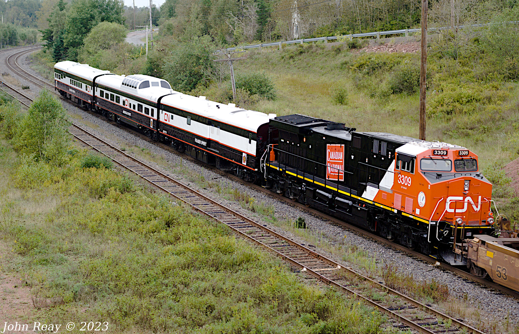 Railpictures.ca - John Reay Photo: Sept 18th, the business train came through Springhill ...