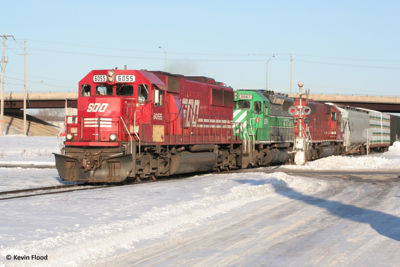 Railpictures.ca - Kevin Flood Photo: In February 2008, a nice afternoon westbound with SOO 6055 ...