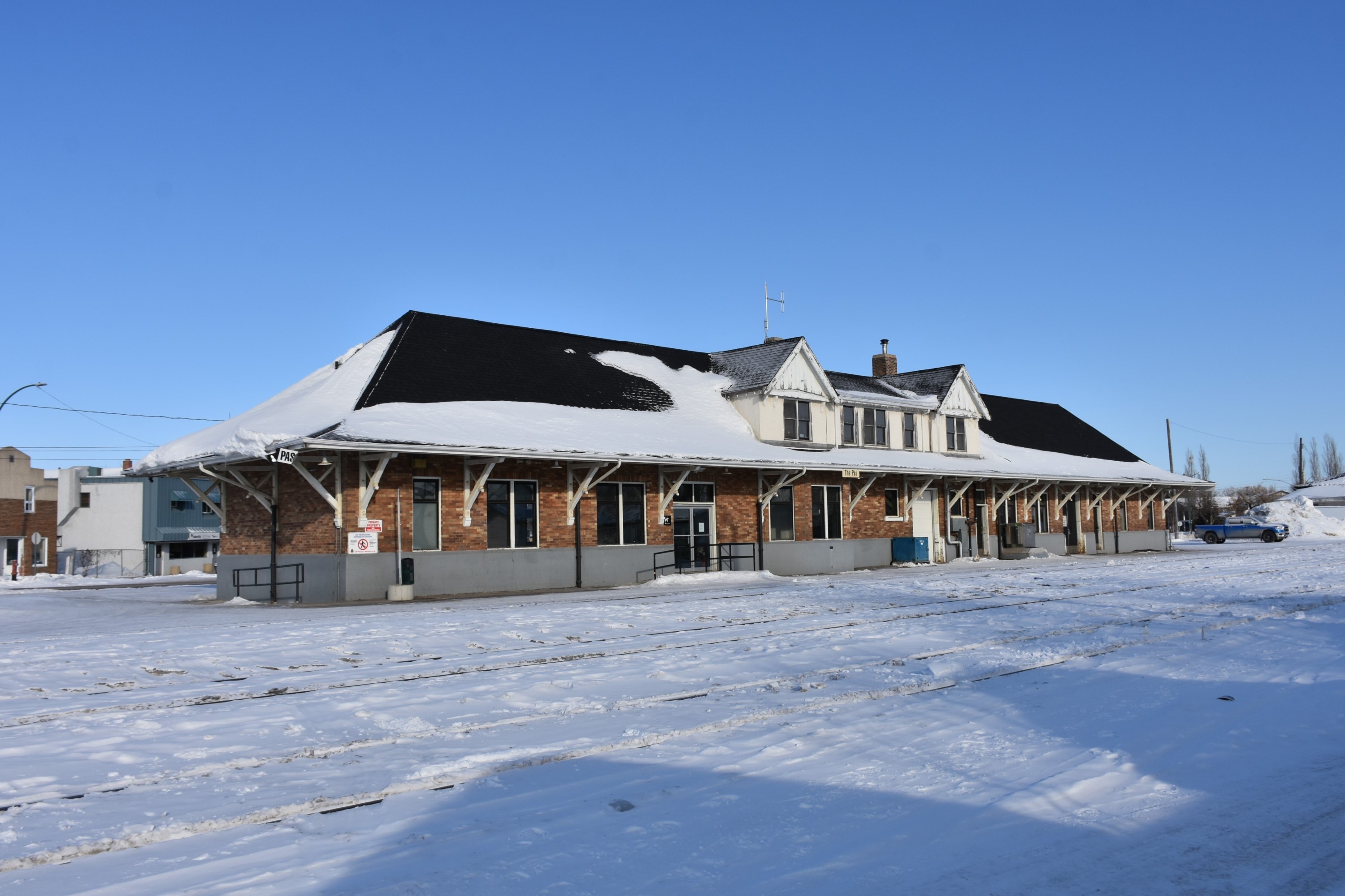 Railpictures.ca - Paul O'Shell Photo: Sounds like The Pas, but feels like The BRRRR! If it wasn ...