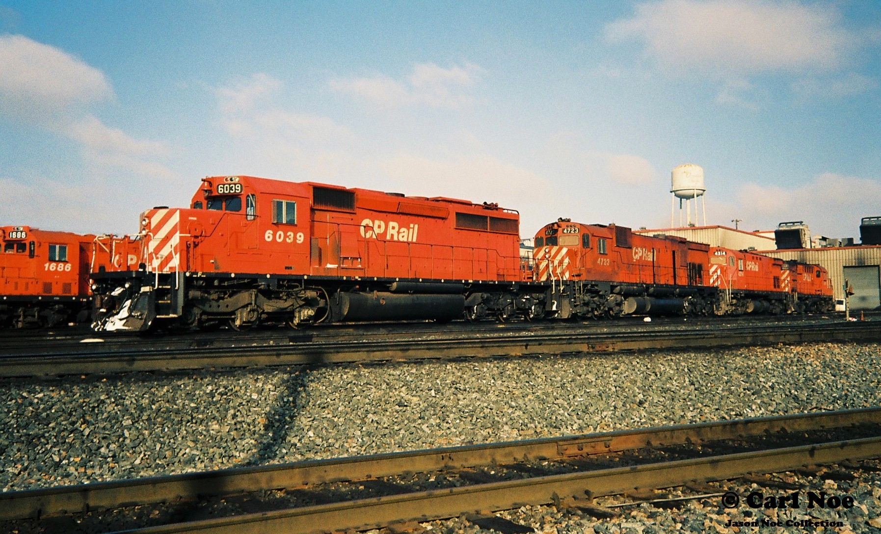 Railpictures.ca - Carl Noe (Collection of Jason Noe) Photo: CP SD40-2 6039, M-636 4723, C-424 ...