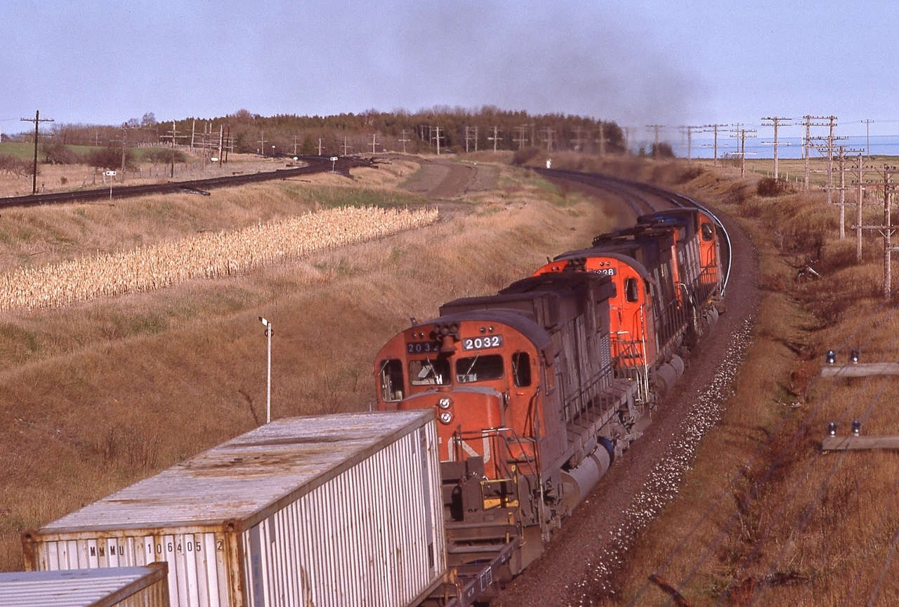 Railpictures.ca - sdfourty Photo: seventies super power MLW’s finest: 1971 built M-636 #2336 ...