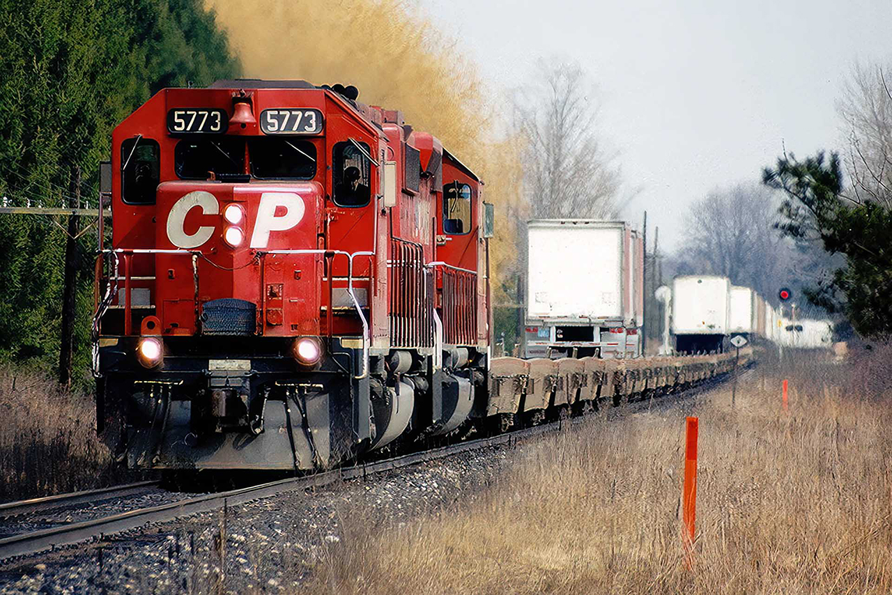 Railpictures.ca - David Brook Photo: The EXpressway from days of old. | Railpictures.ca ...