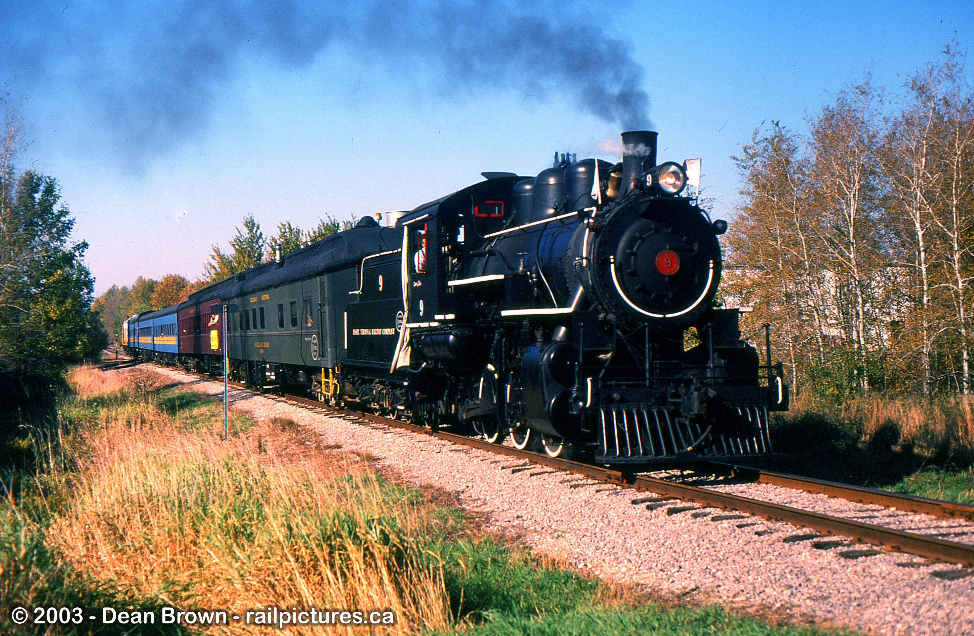 Railpictures.ca - Dean Brown Photo: Back in 2003 when WCR ran ETR 9 from Waterloo to Elmire ...