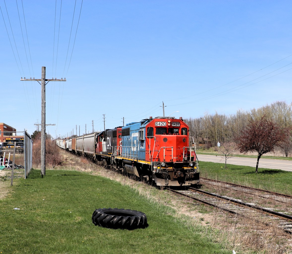 Railpictures.ca - Bill Purdy Photo: One of the few remaining EMD GP40-2 Grand Trunk Western ...